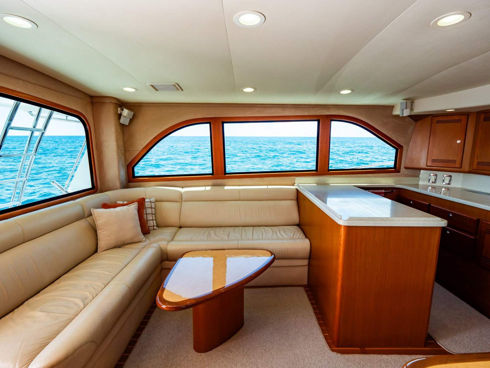 Used Cabo 48 Flybridge Sportfish for Sale | Boats For Sale | Yachthub