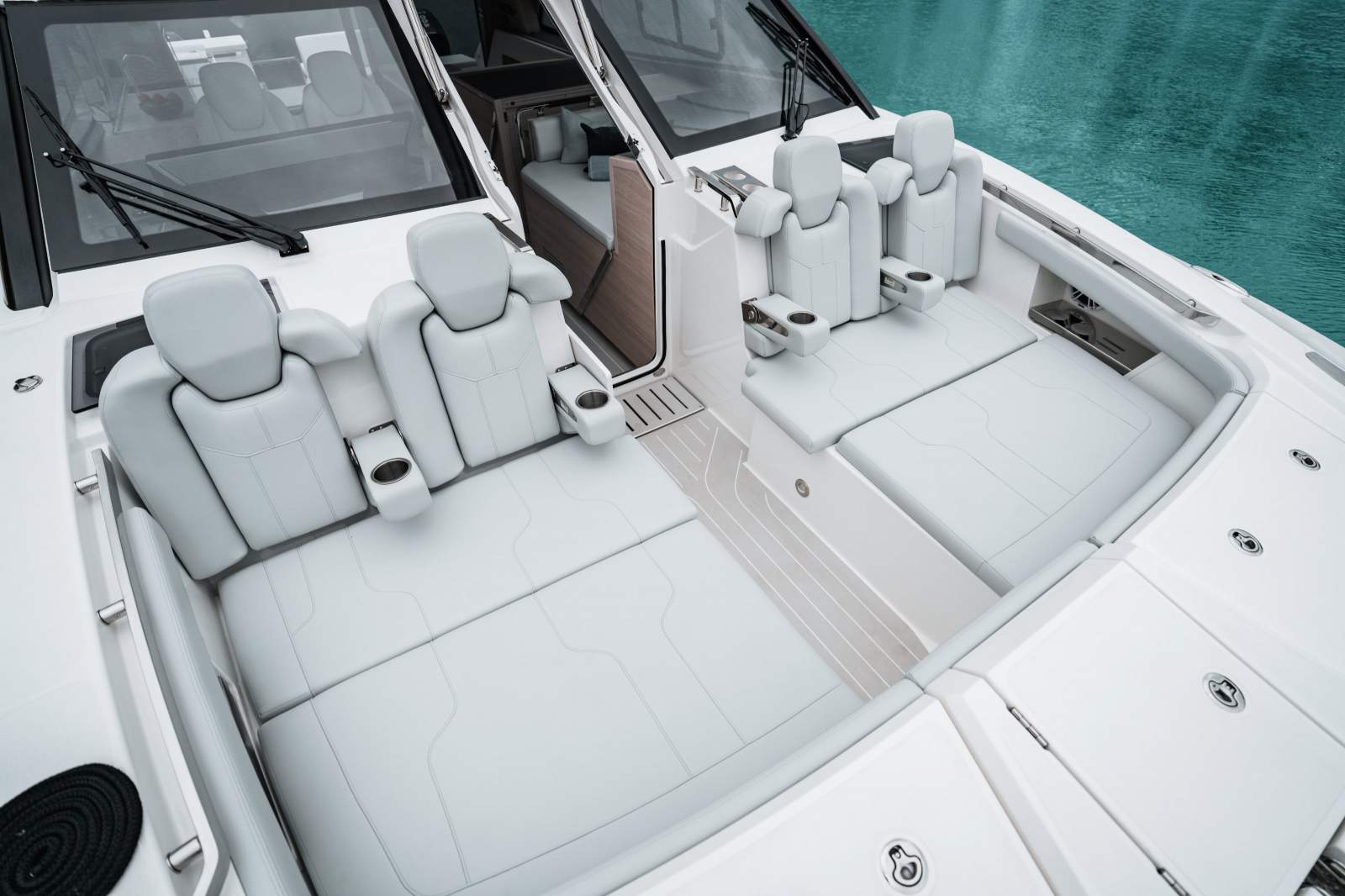 New Aquila 42 Coupe For Sale | Spectrum Marine