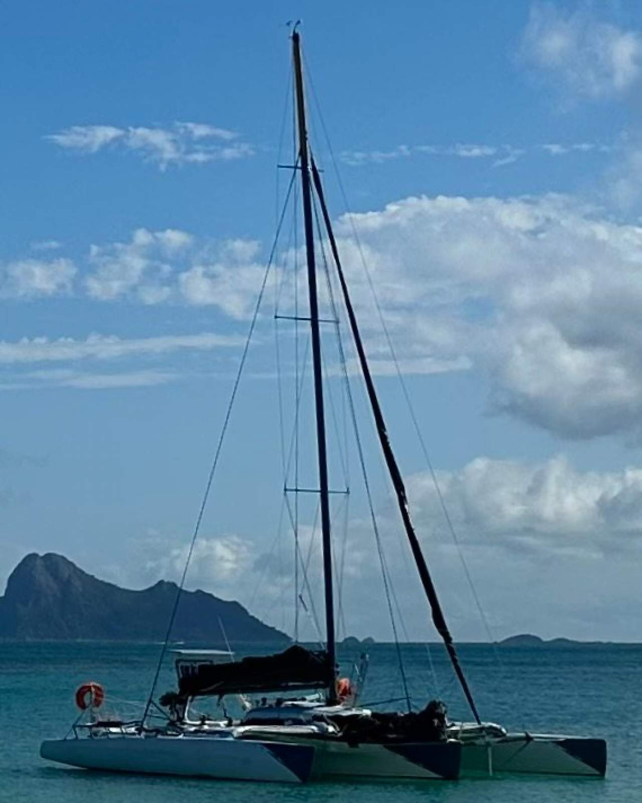 Used Grainger Custom Carbon Fibre Trimaran for Sale | Yachts For Sale ...