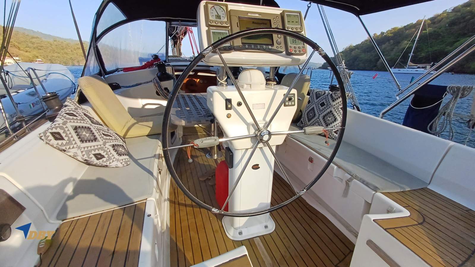 Used Feeling 44 Di for Sale | Yachts For Sale | Yachthub