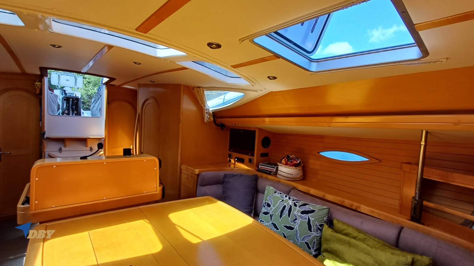 Used Feeling 44 Di for Sale | Yachts For Sale | Yachthub