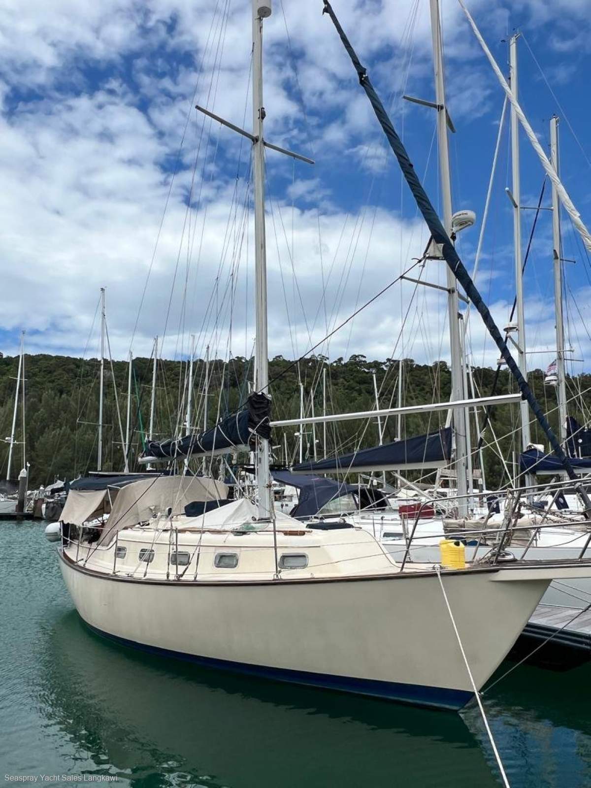 Used Island Packet 32 Cutter for Sale | Yachts For Sale | Yachthub