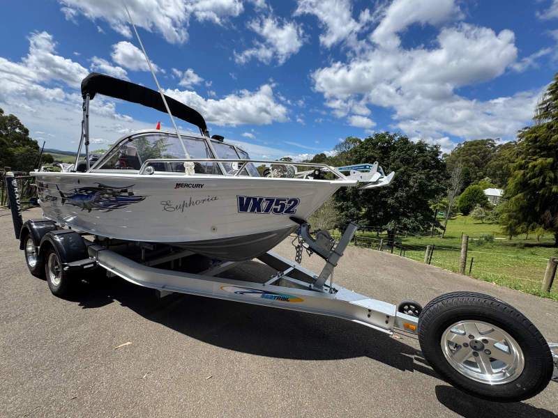 Quintrex 490 Coast Runner: Trailer Boats | Boats Online for Sale ...