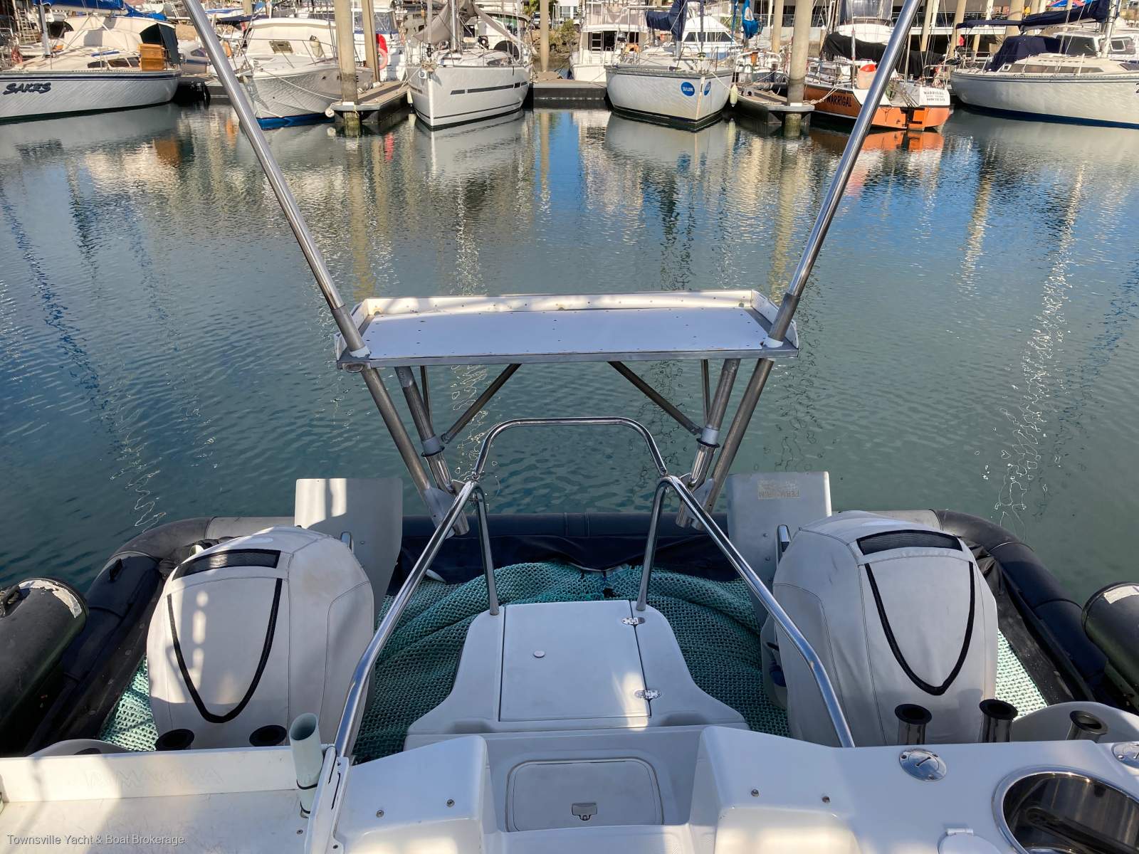 Used Glacier Bay 2270 Isle Runner With Dual Axle Registered Trailer for ...