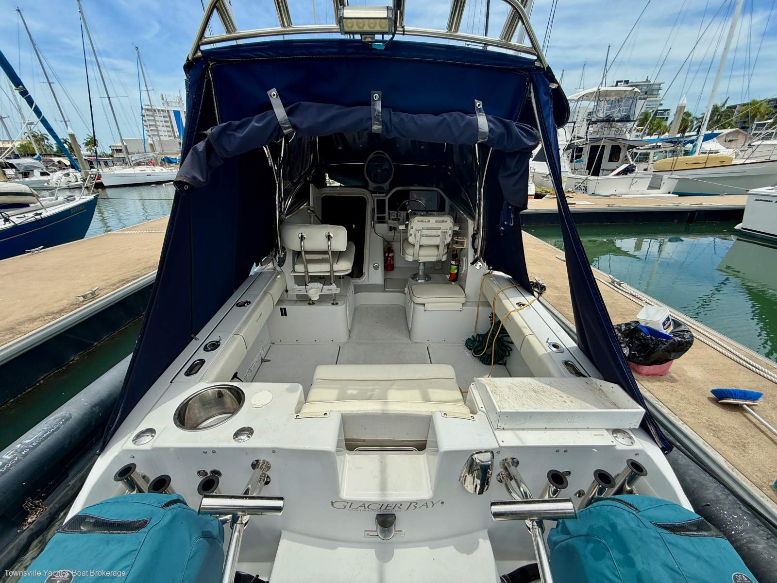Glacier Bay 2270 Isle Runner with dual axle registered trailer For Sale ...