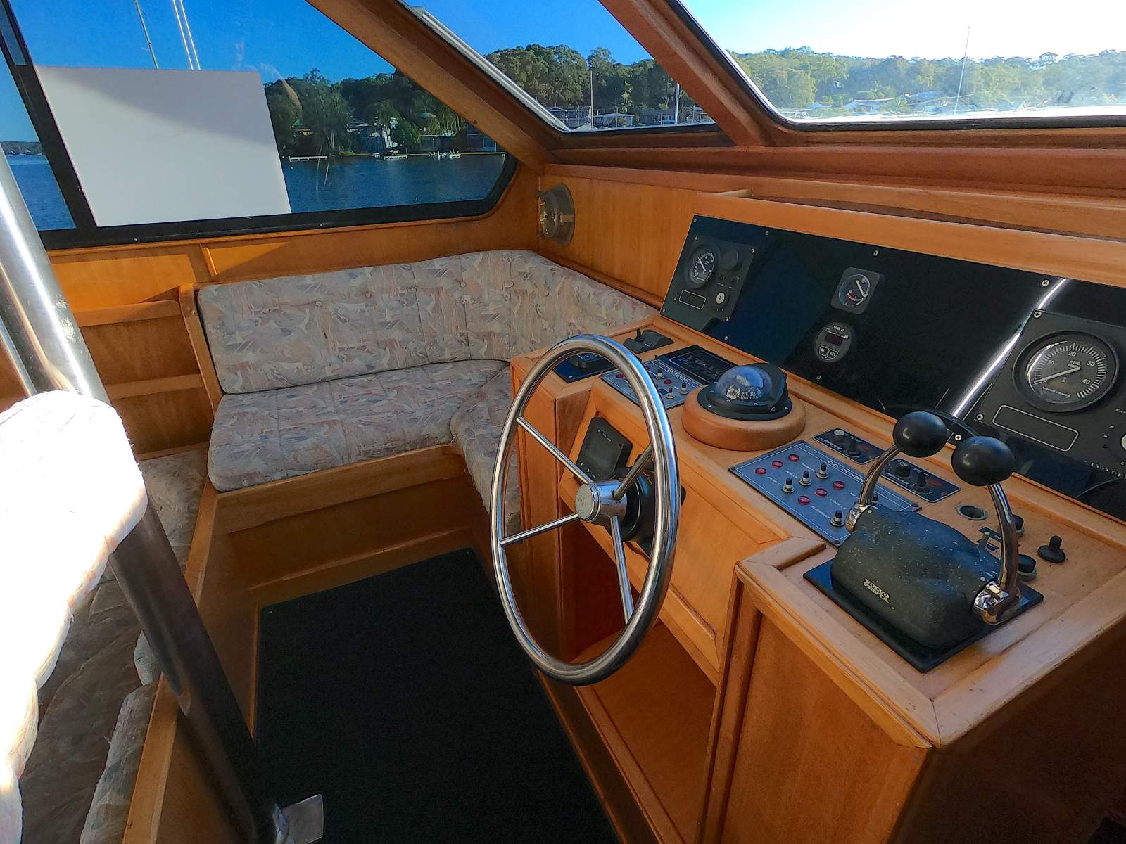 Used Ocean Trek Sea Executive 39 for Sale | Boats For Sale | Yachthub