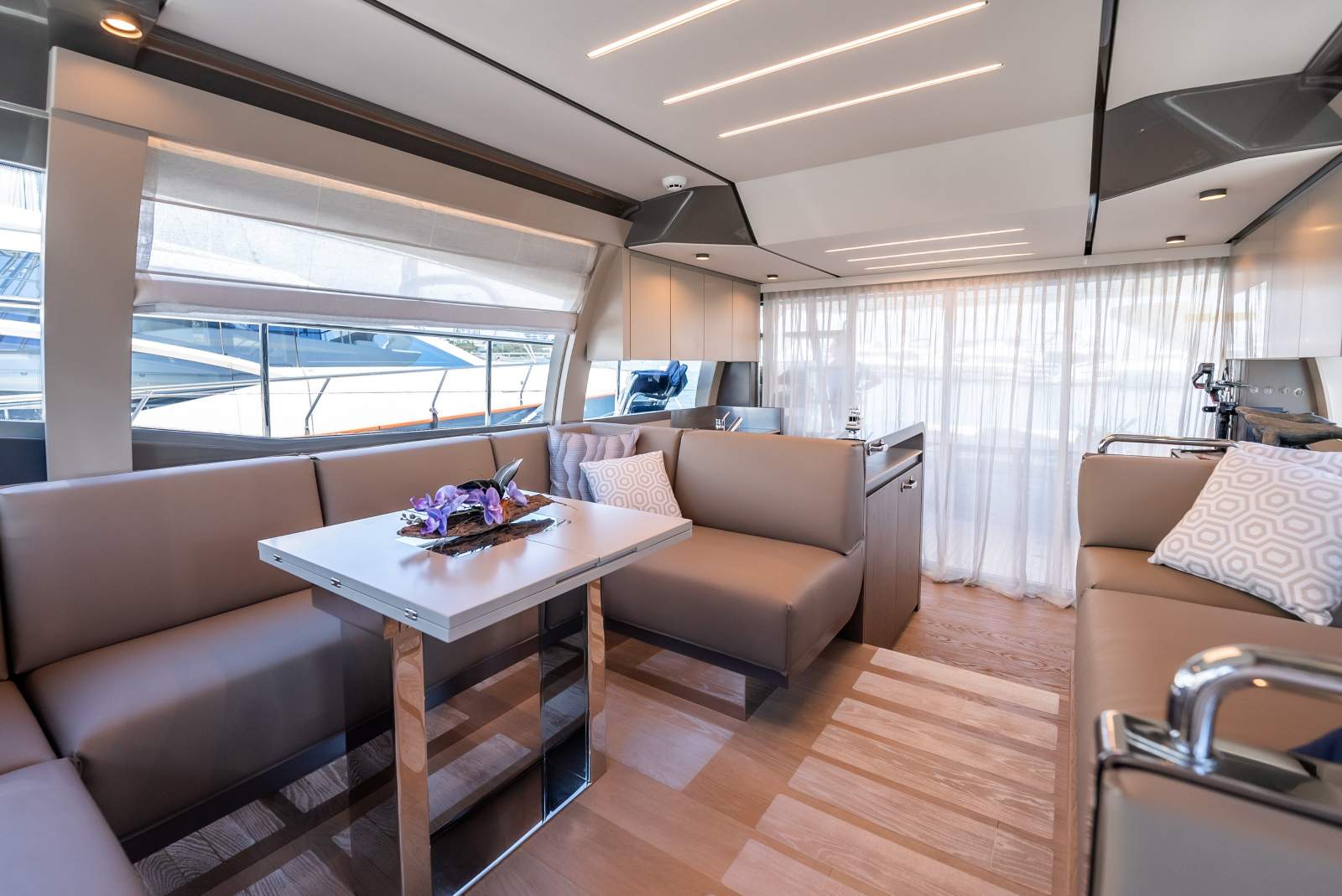 Used Ferretti 550 for Sale | Boats For Sale | Yachthub