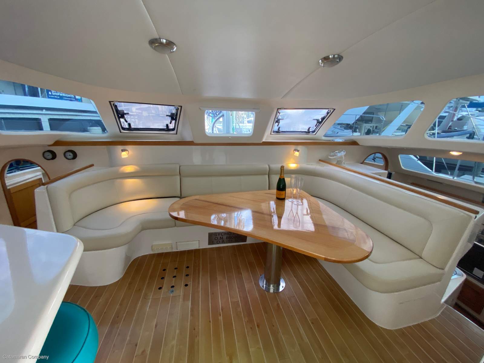 Used Lightwave 38 Owners Version for Sale | Yachts For Sale | Yachthub