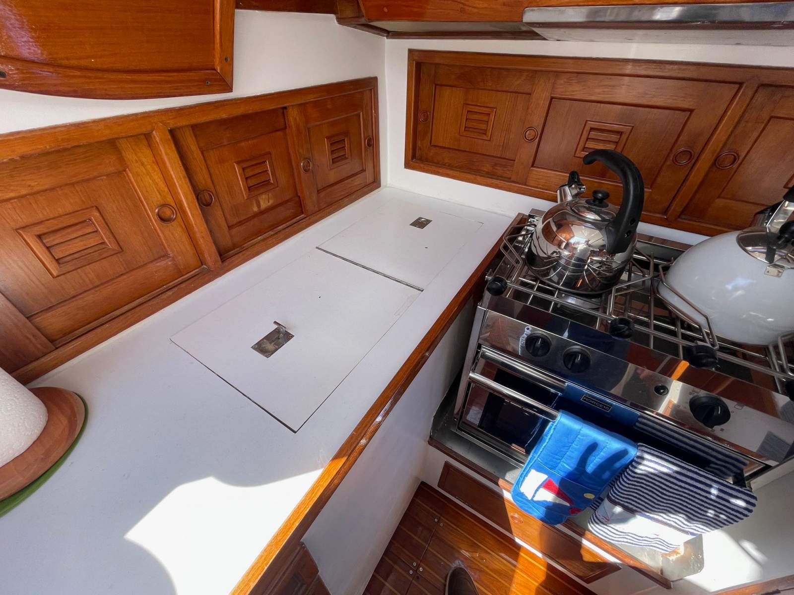 Used Cheoy Lee 35 for Sale | Yachts For Sale | Yachthub