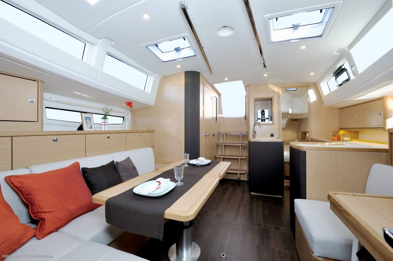 New Bavaria Vision 42 Ready To Ship for Sale | Yachts For Sale | Yachthub