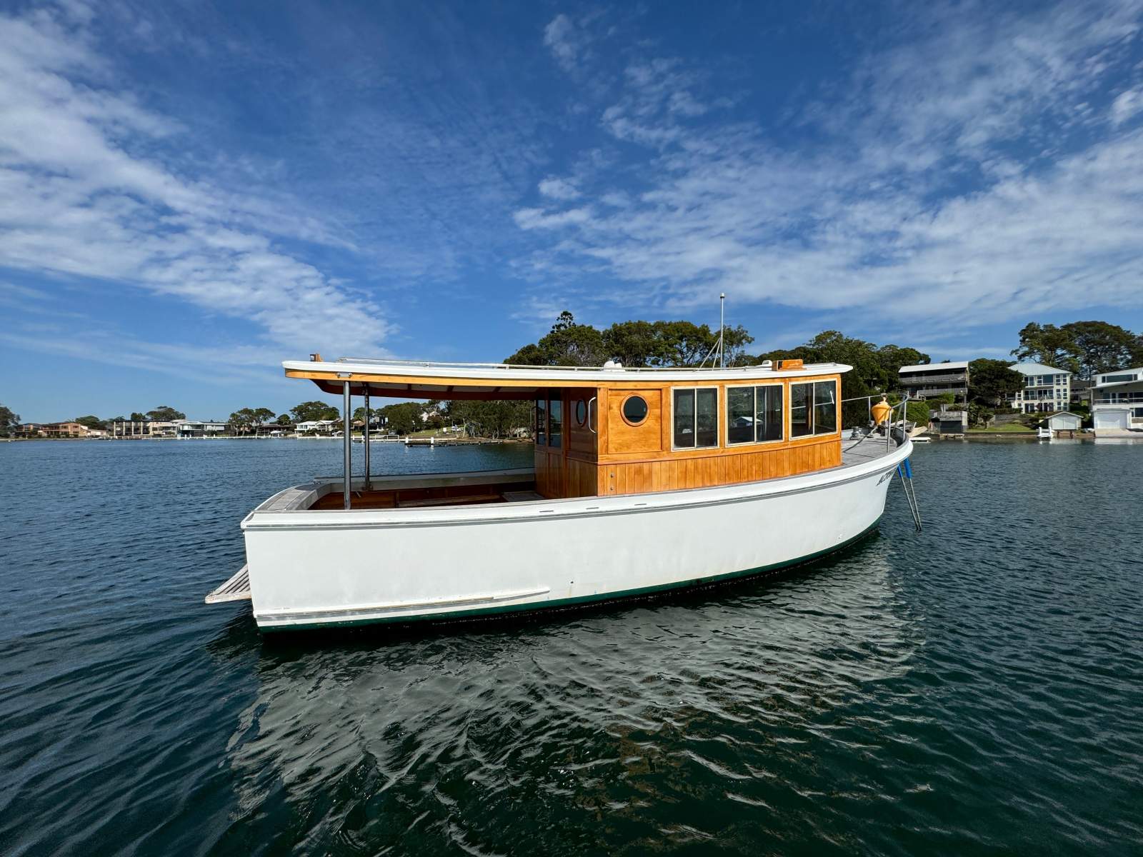 Used Bow Thruster, Huon Pine - Fibreglass for Sale | Boats For Sale | Yachthub