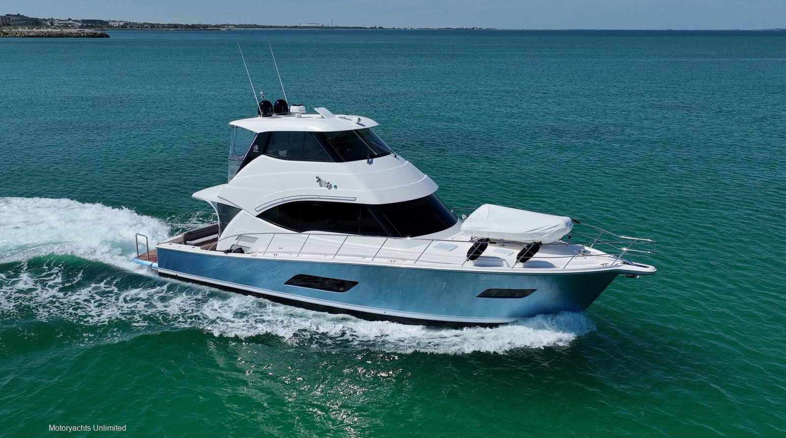 Used Riviera 52 Enclosed Flybridge - Stunning Three Cabin Model ...