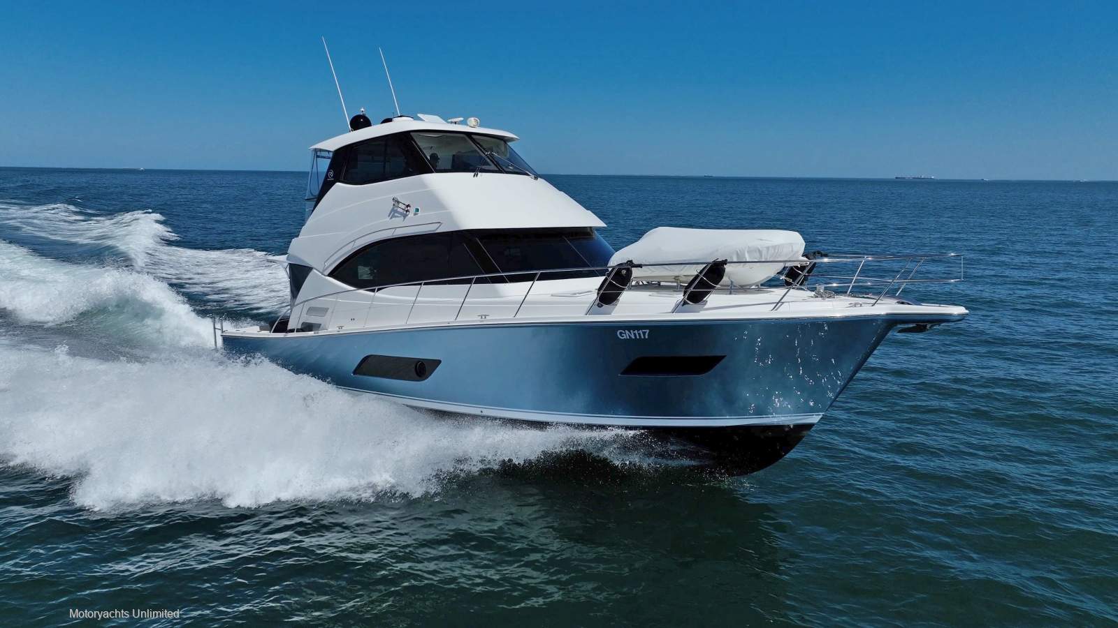 Used Riviera 52 Enclosed Flybridge - Stunning Three Cabin Model ...