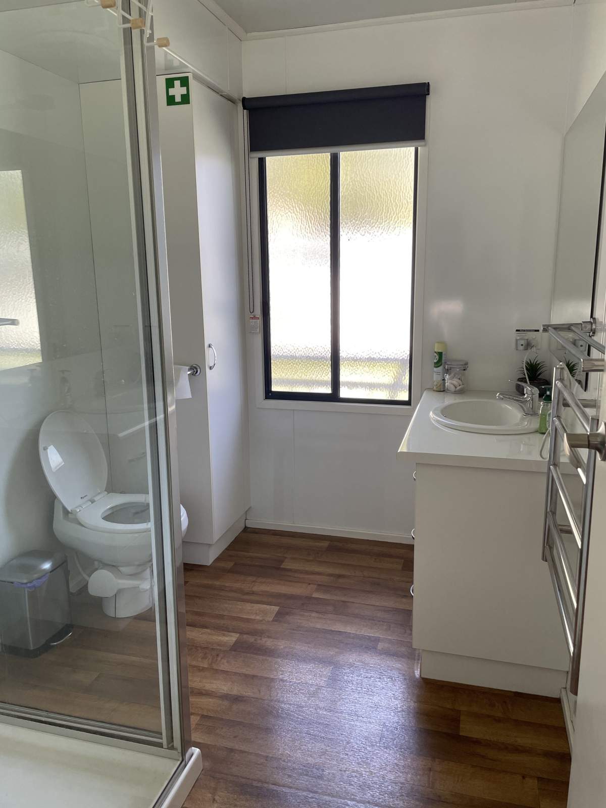 Used Ripple Effect - 4 Bedroom Commercial Houseboat for Sale | Boats ...
