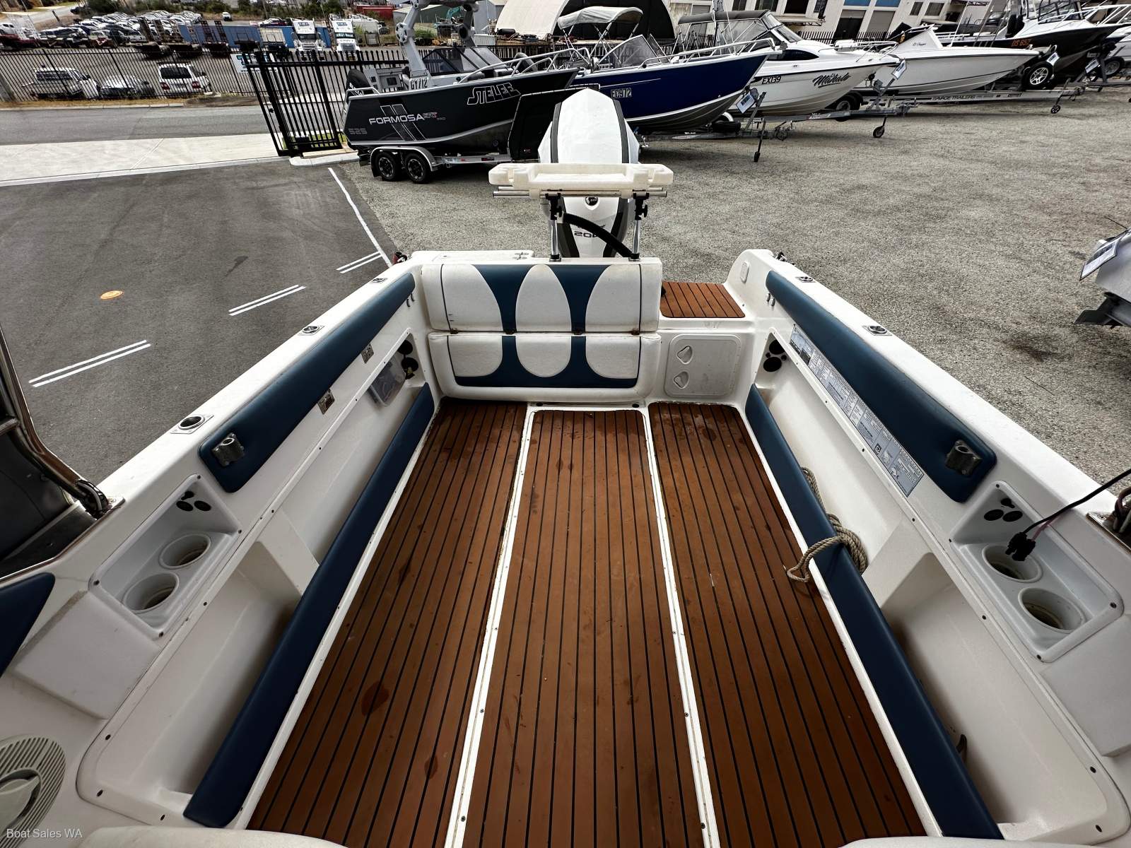 Commodore All Rounder 670 2017 Model 200hp HO Etec 510Hrs For Sale ...