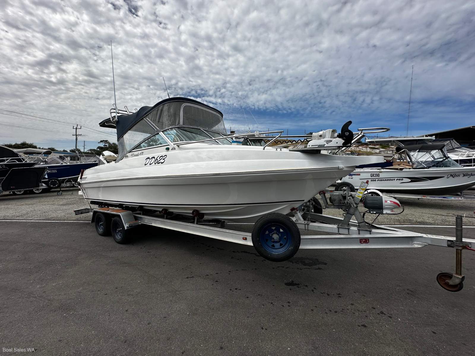 Commodore All Rounder 670 2017 Model 200hp HO Etec 510Hrs For Sale ...
