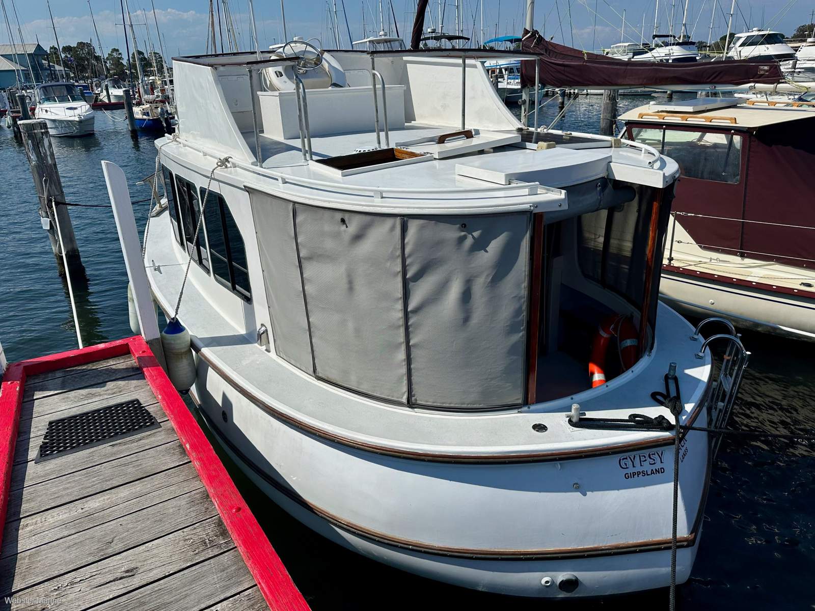 Mangrove Jack 28 Flybridge Cruiser For Sale | Webster Marine