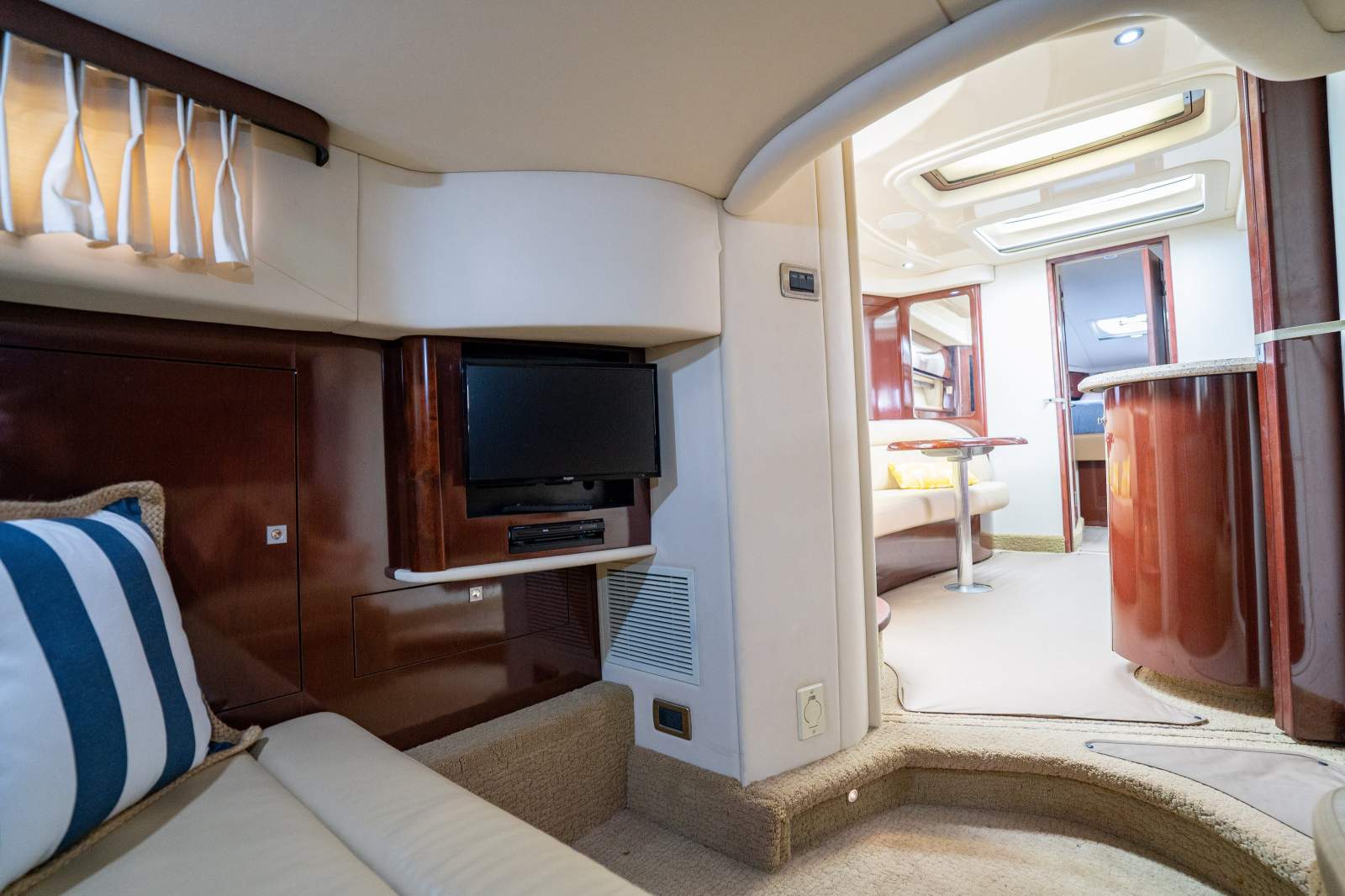 Used Sea Ray 44 Sundancer for Sale | Boats For Sale | Yachthub