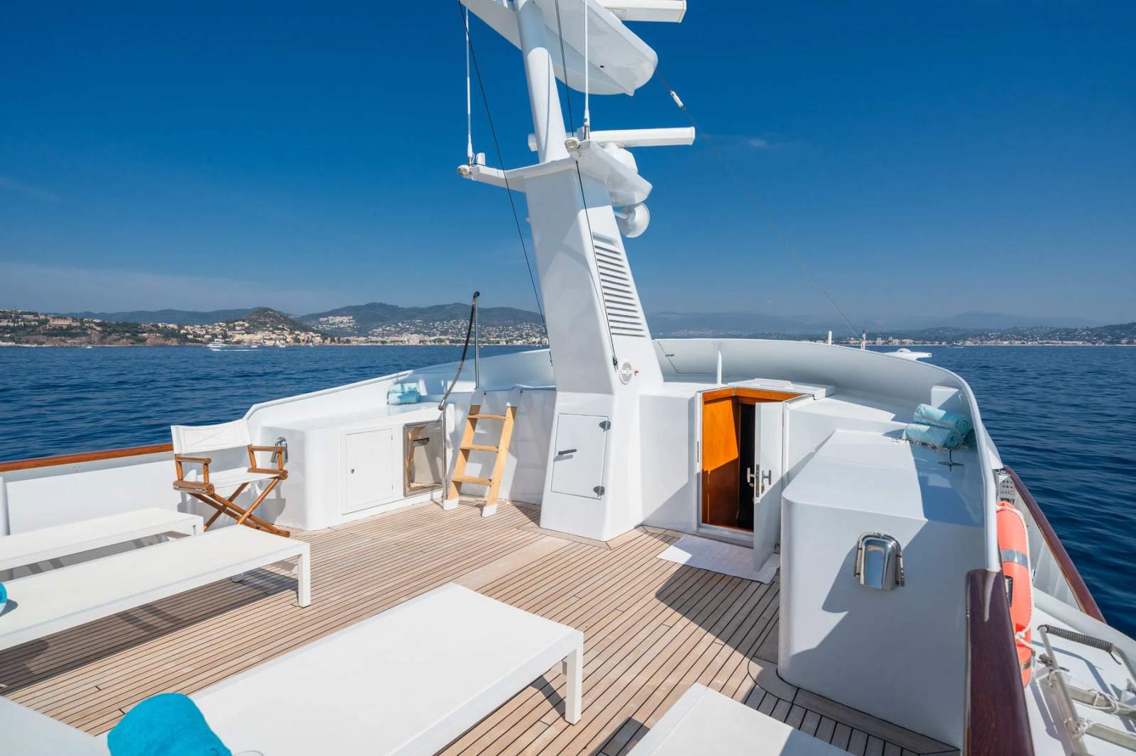 De Vries Ocean Explorer - Stunning refit in 2022 For Sale | Marine Riley