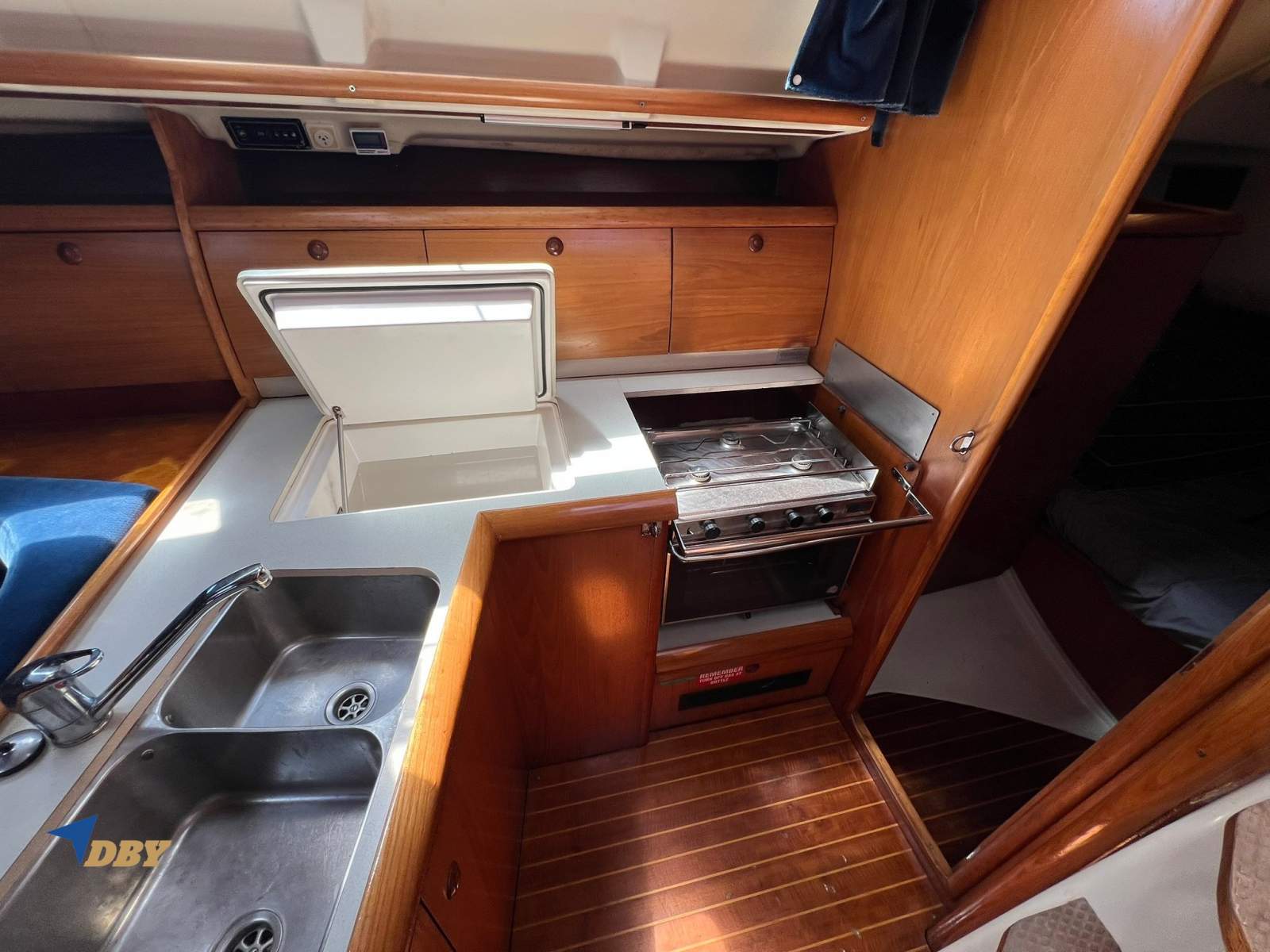 Used Jeanneau Sun Odyssey 40 for Sale | Yachts For Sale | Yachthub