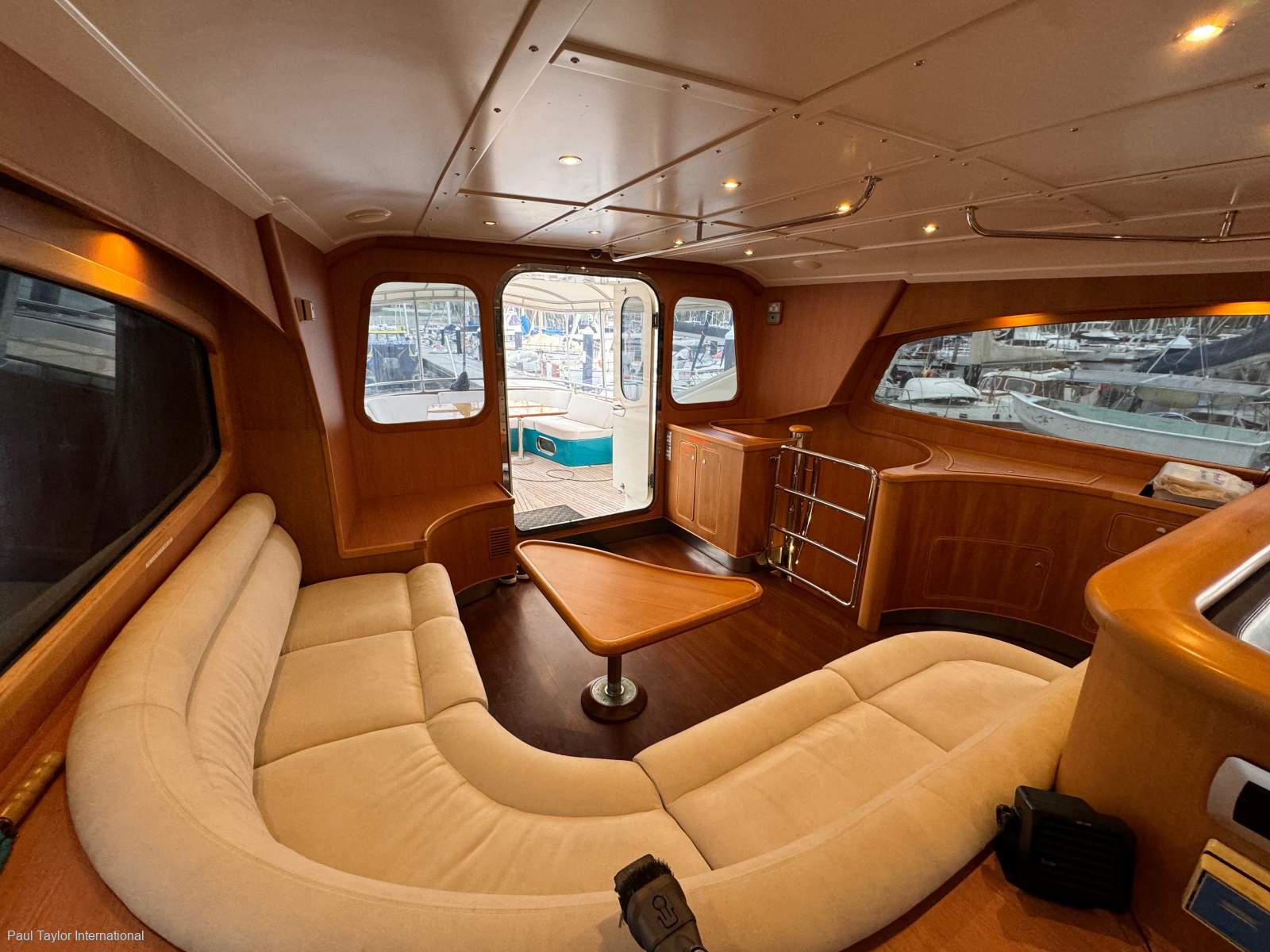 Used Huntress 94 Sailing Motor Yacht Custom Built -long Range Crusing ...