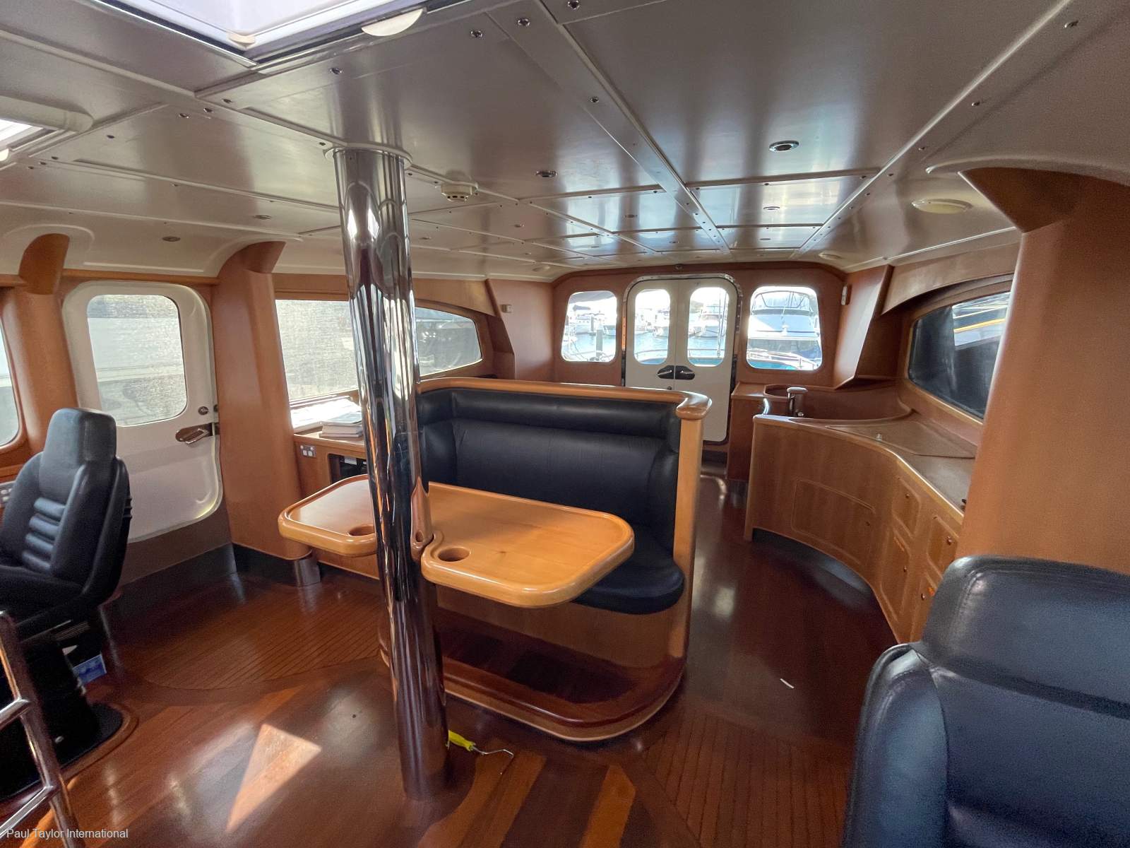 Used Huntress 94 Sailing Motor Yacht Custom Built -long Range Crusing ...