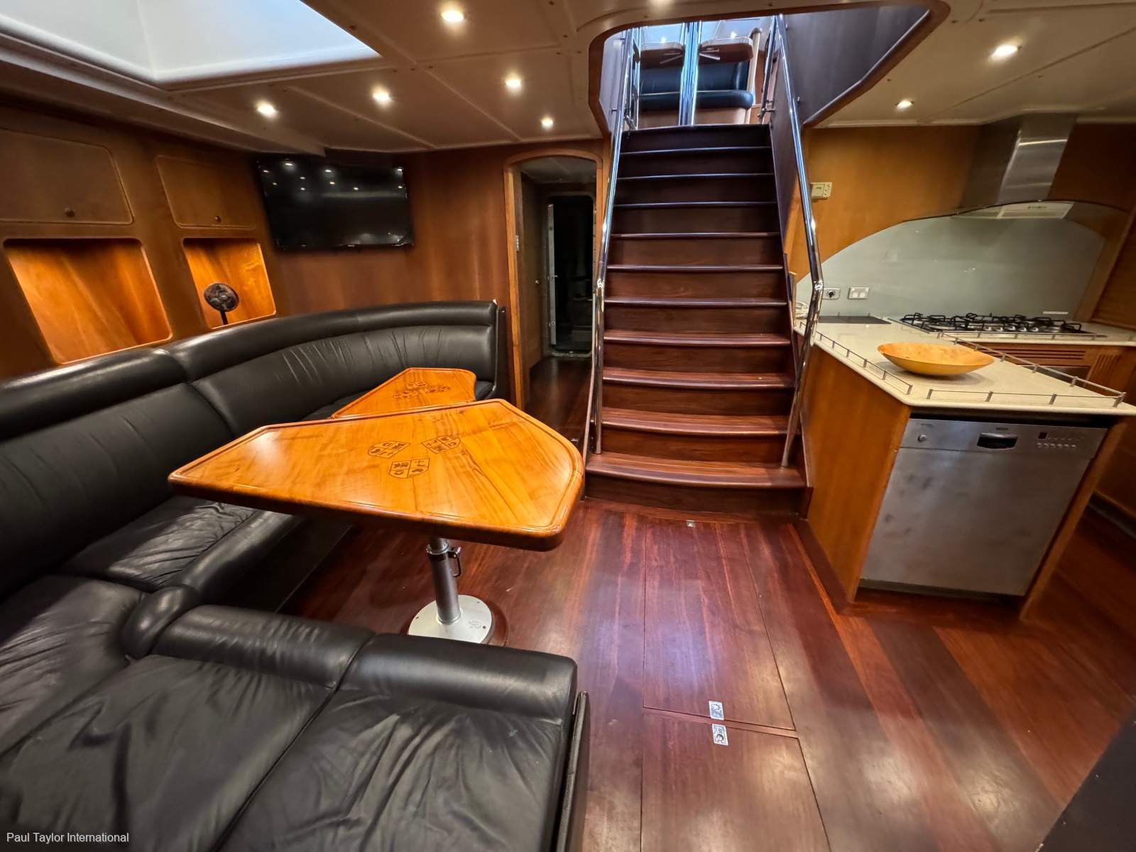 Used Huntress 94 Sailing Motor Yacht Custom Built -long Range Crusing ...