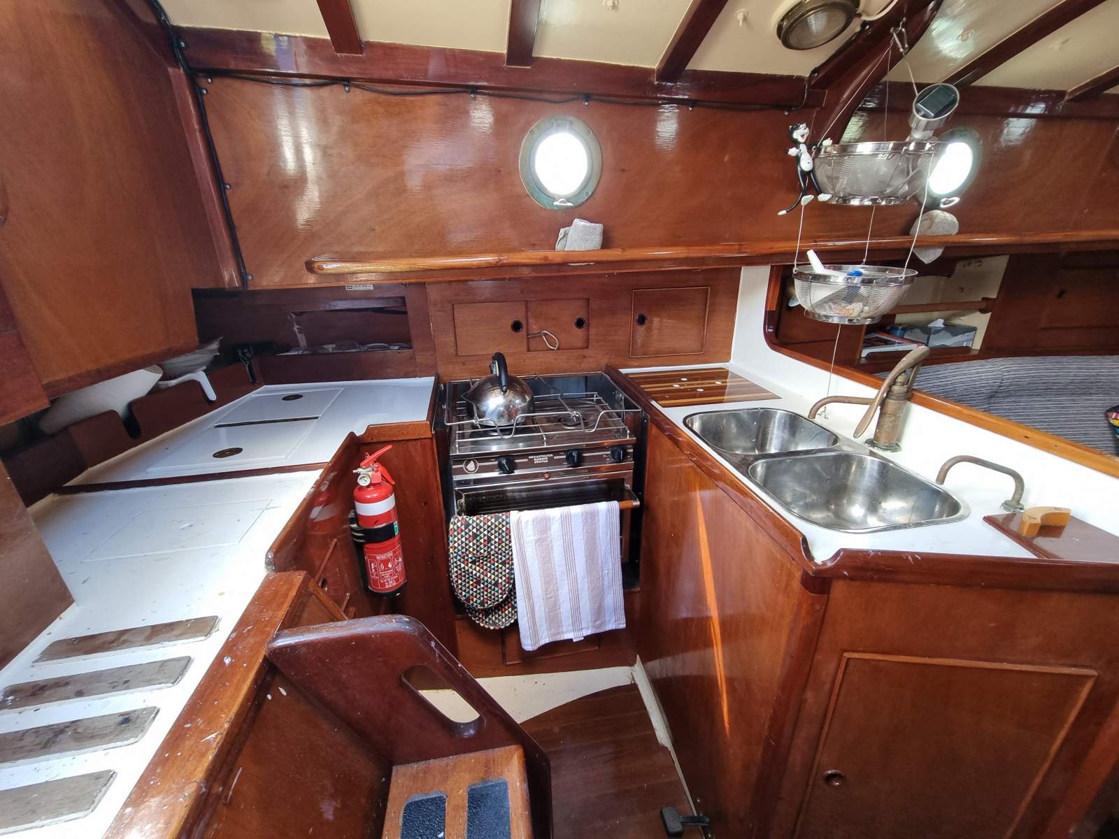Used Chuck Paine 34 for Sale | Yachts For Sale | Yachthub