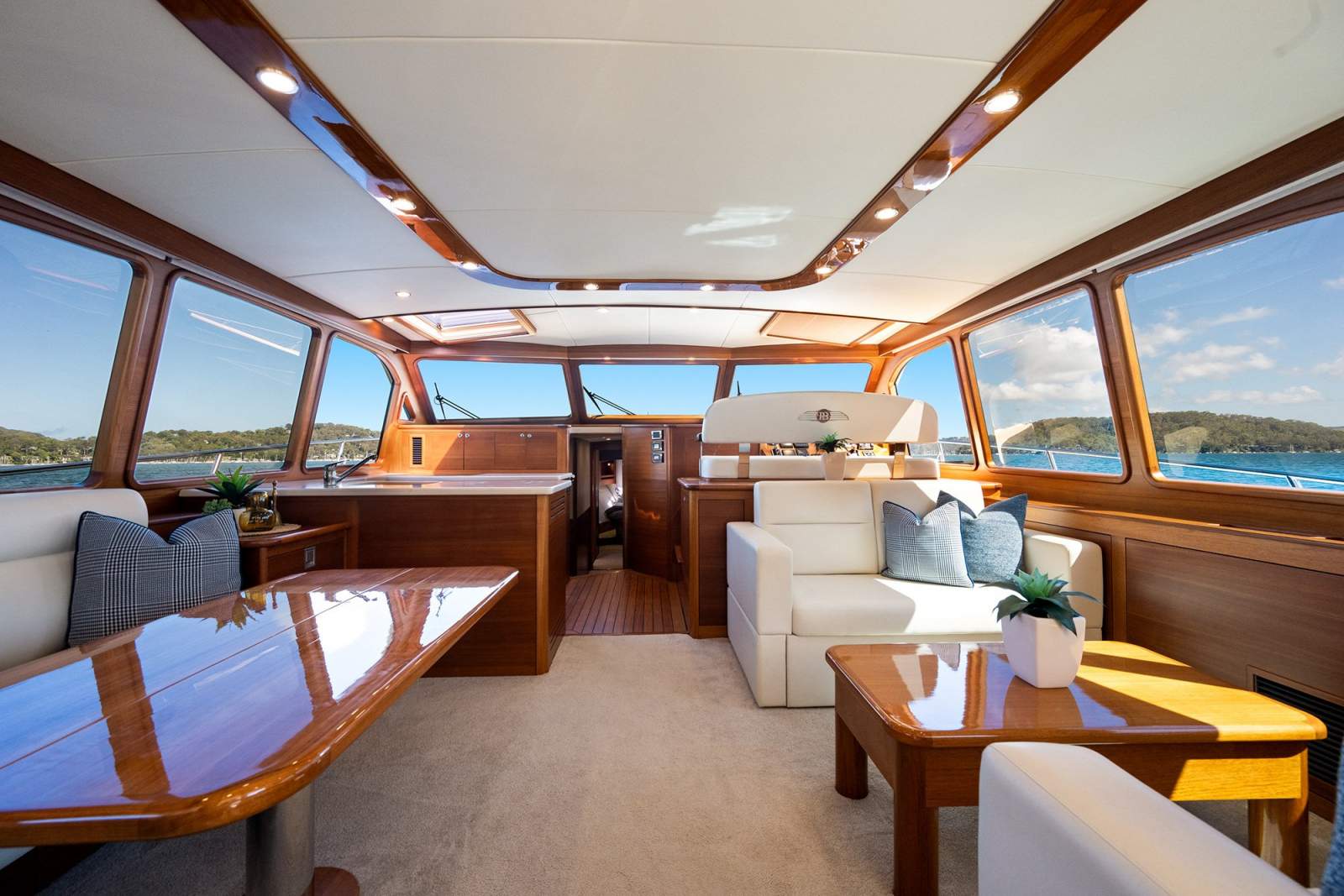 Used Palm Beach Motor Yachts 65 for Sale | Boats For Sale | Yachthub