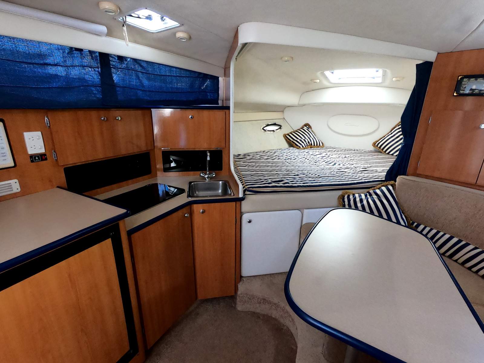 Used Bayliner 3055 Ciera Sports Cruiser - Bow Thruster, New Prop for ...