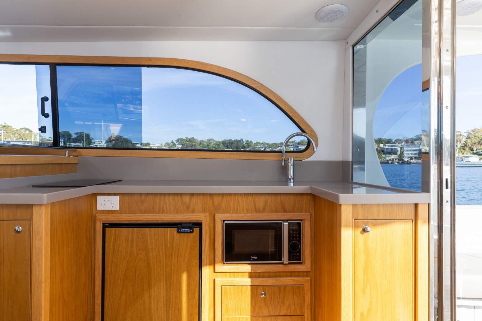 Used Terrara 39 Motor Yacht for Sale | Boats For Sale | Yachthub