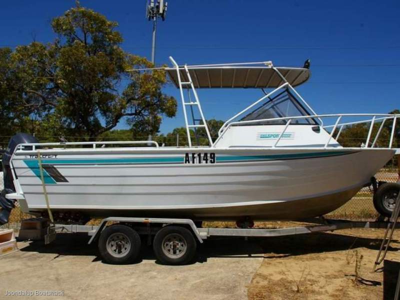 Trailcraft 640 Pro Sport 1993 Model With Late Model Trailer And Motor ...