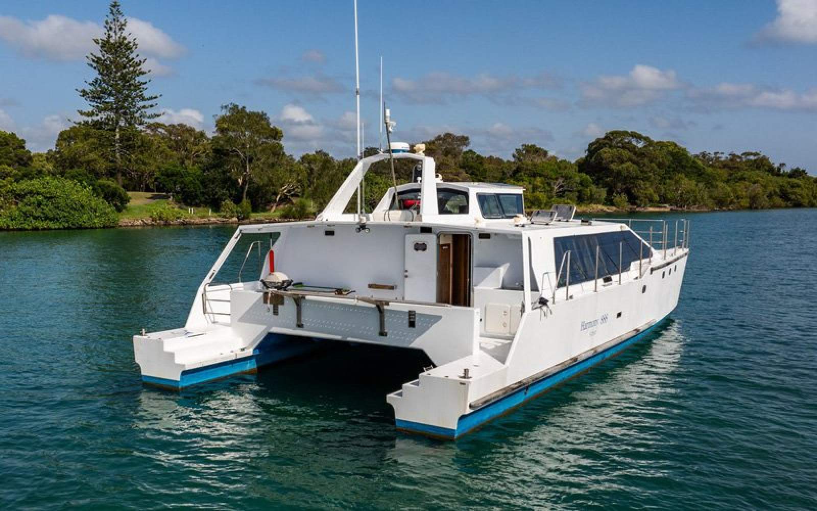 Used Malcolm Tennant Powercat for Sale | Boats For Sale | Yachthub