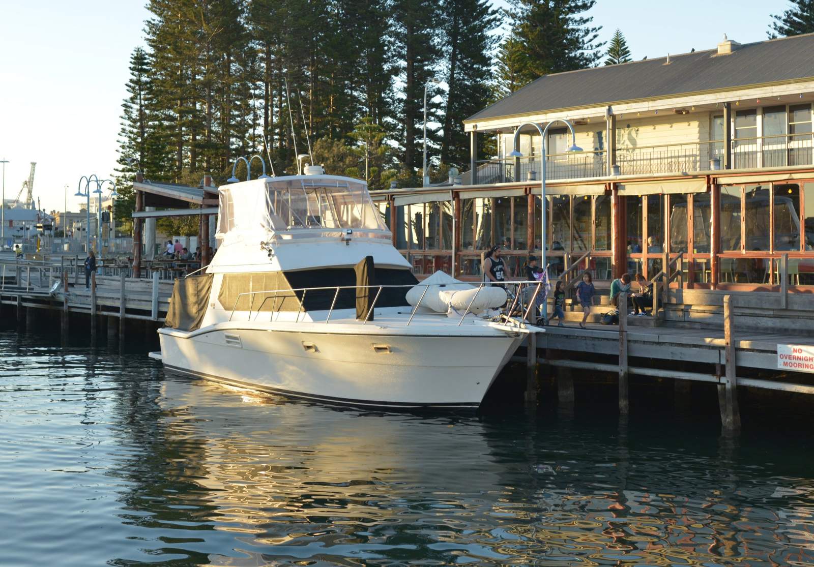 Mariner 3800 Mk Ii Flybridge Mariner / Riviera: Power Boats | Boat for ...