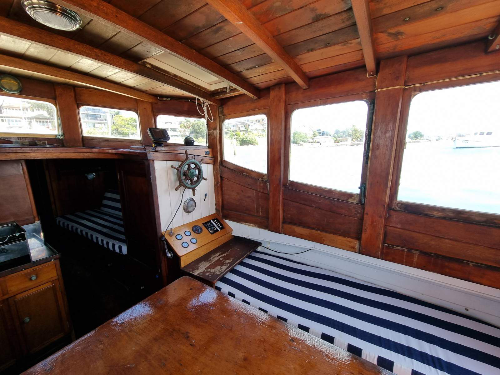 Used Purdon & Featherstone 36 Classic Timber Motor Cruiser for Sale ...