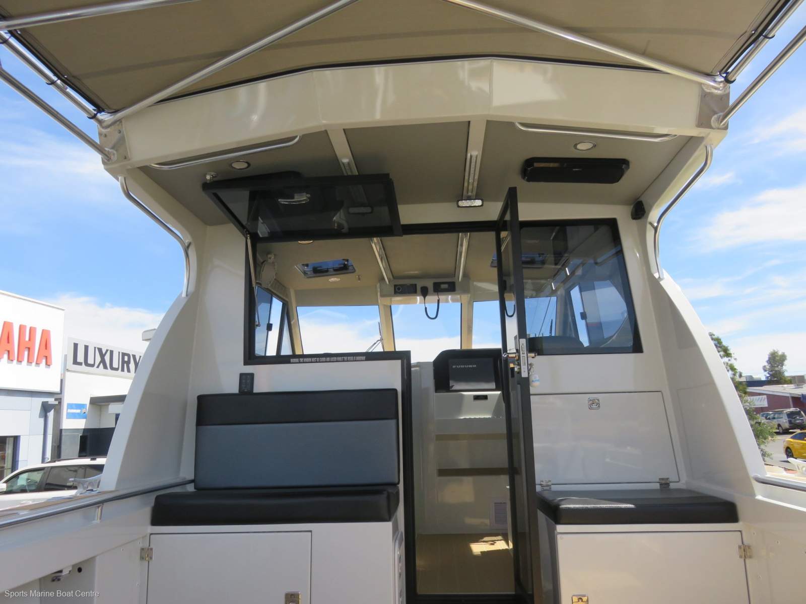 New Sailfish 3000 Platinum Sports – Sportsmarine Boat Centre Bunbury