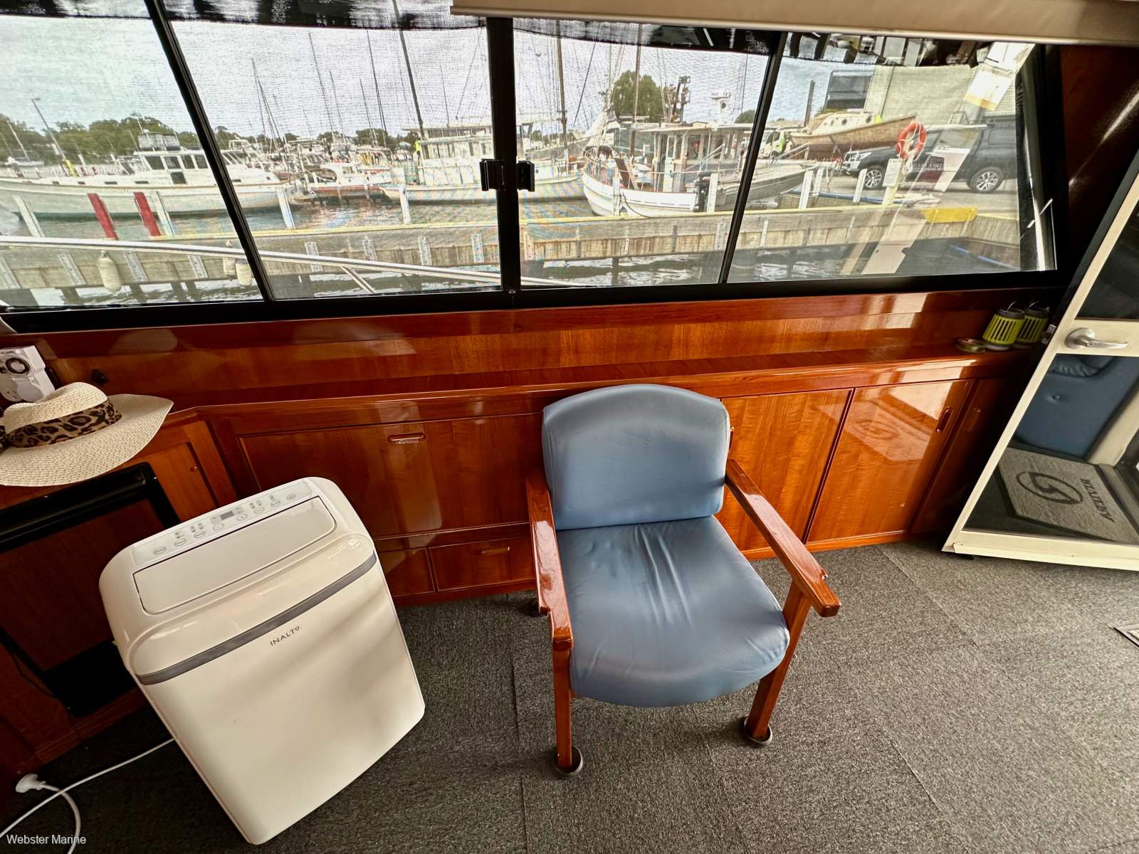 Used Riviera 48 Enclosed Flybridge for Sale | Boats For Sale | Yachthub