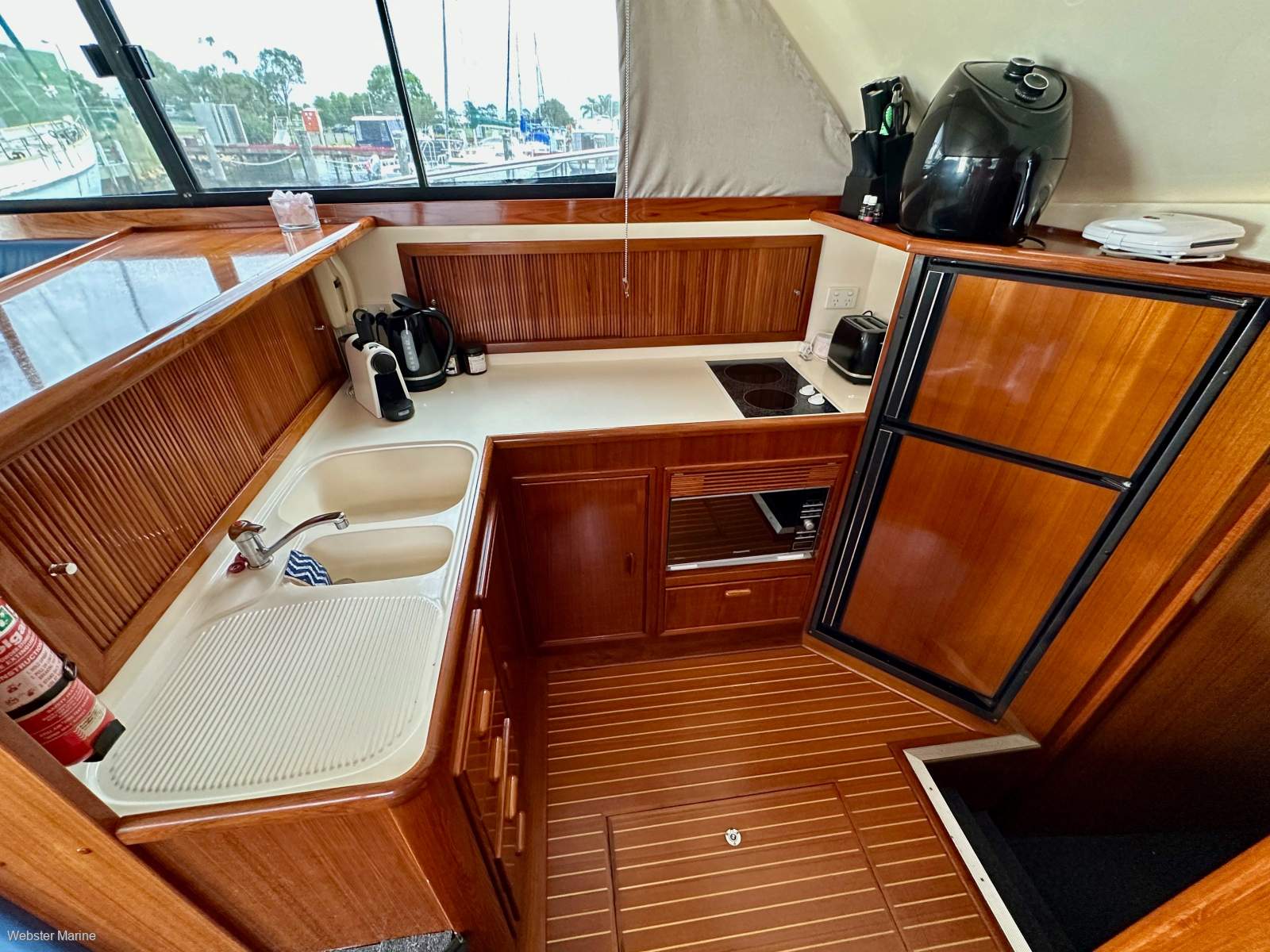 Used Riviera 48 Enclosed Flybridge for Sale | Boats For Sale | Yachthub