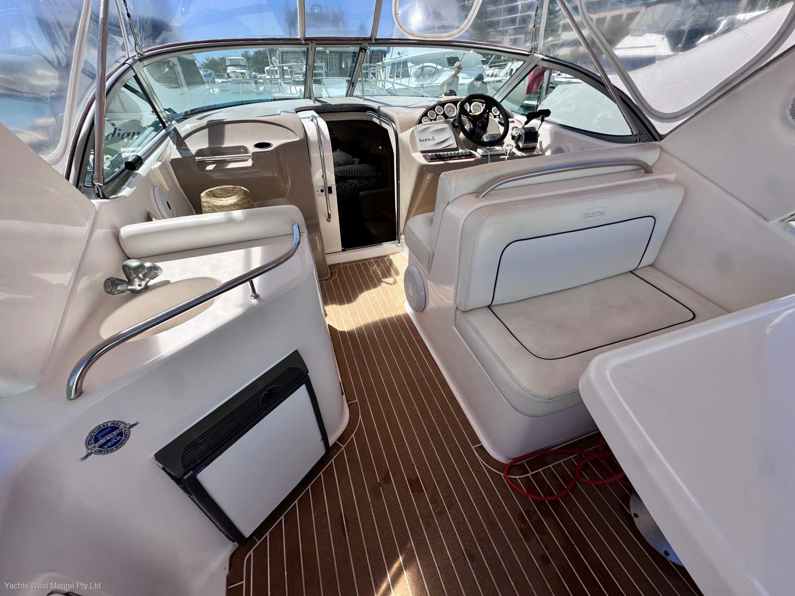 Used Riviera M290 Sports Cruiser for Sale | Boats For Sale | Yachthub