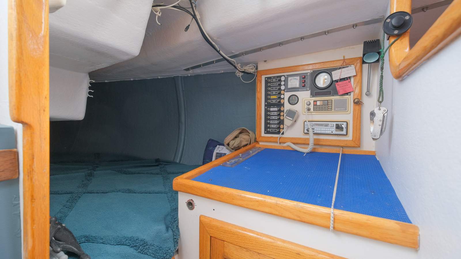 Used Cole 32 ~ Complete Cruise Inventory And Ready To Go for Sale ...