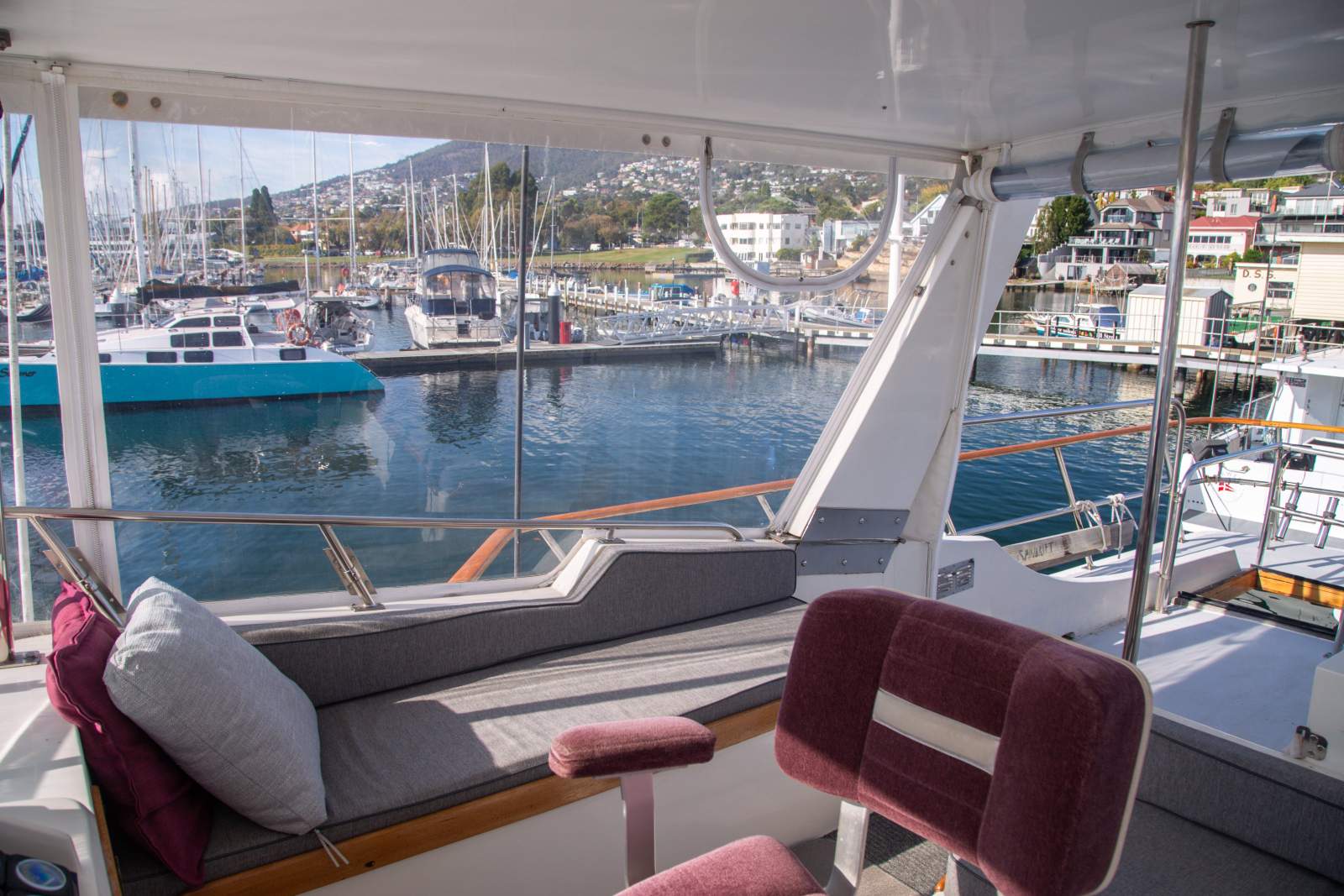 Sea Ranger 48 Europa HUGE PRICE REDUCTION! REPRESENTS EXCEPTIONAL VALUE ...