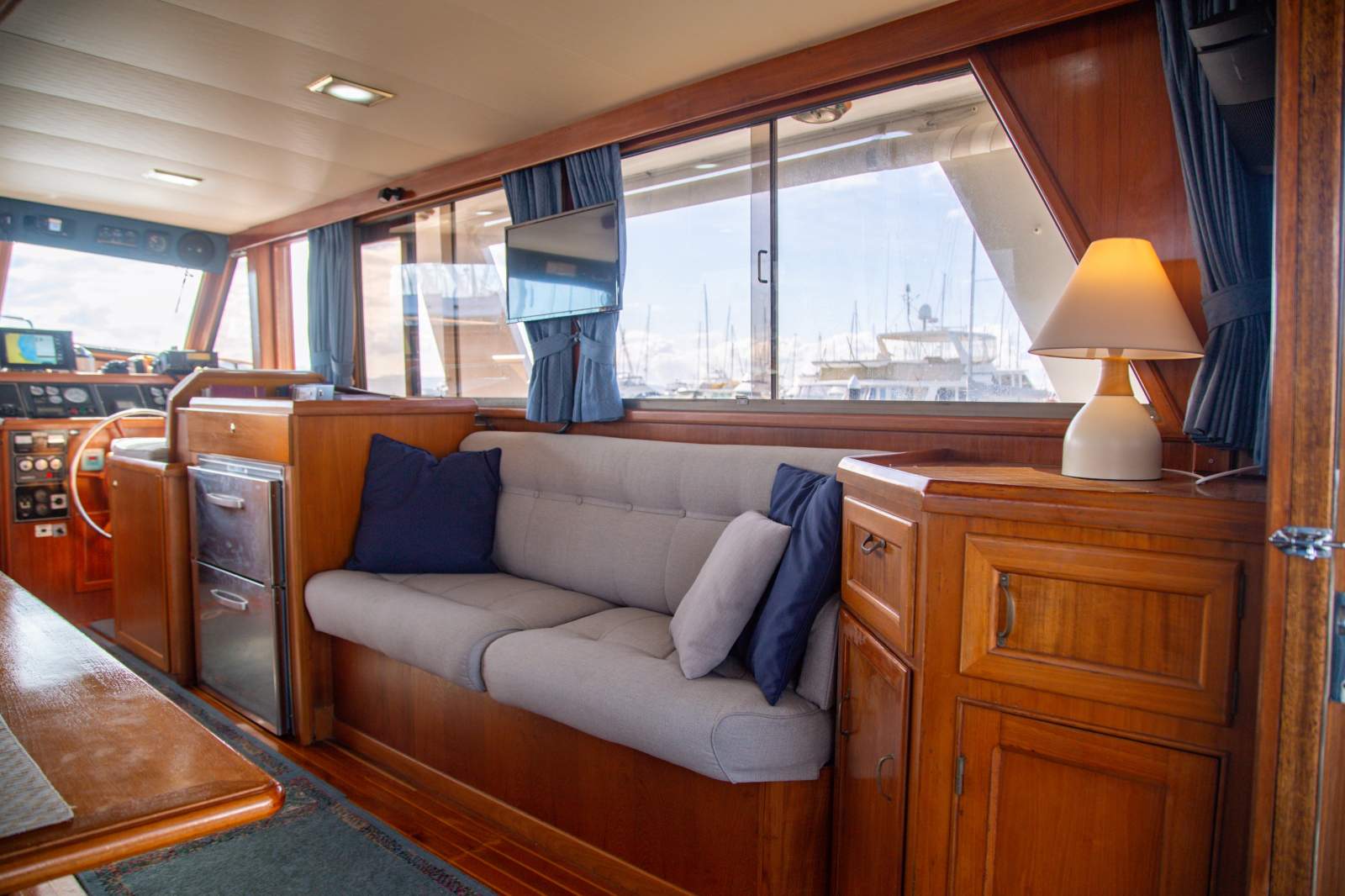 Sea Ranger 48 Europa HUGE PRICE REDUCTION! REPRESENTS EXCEPTIONAL VALUE ...