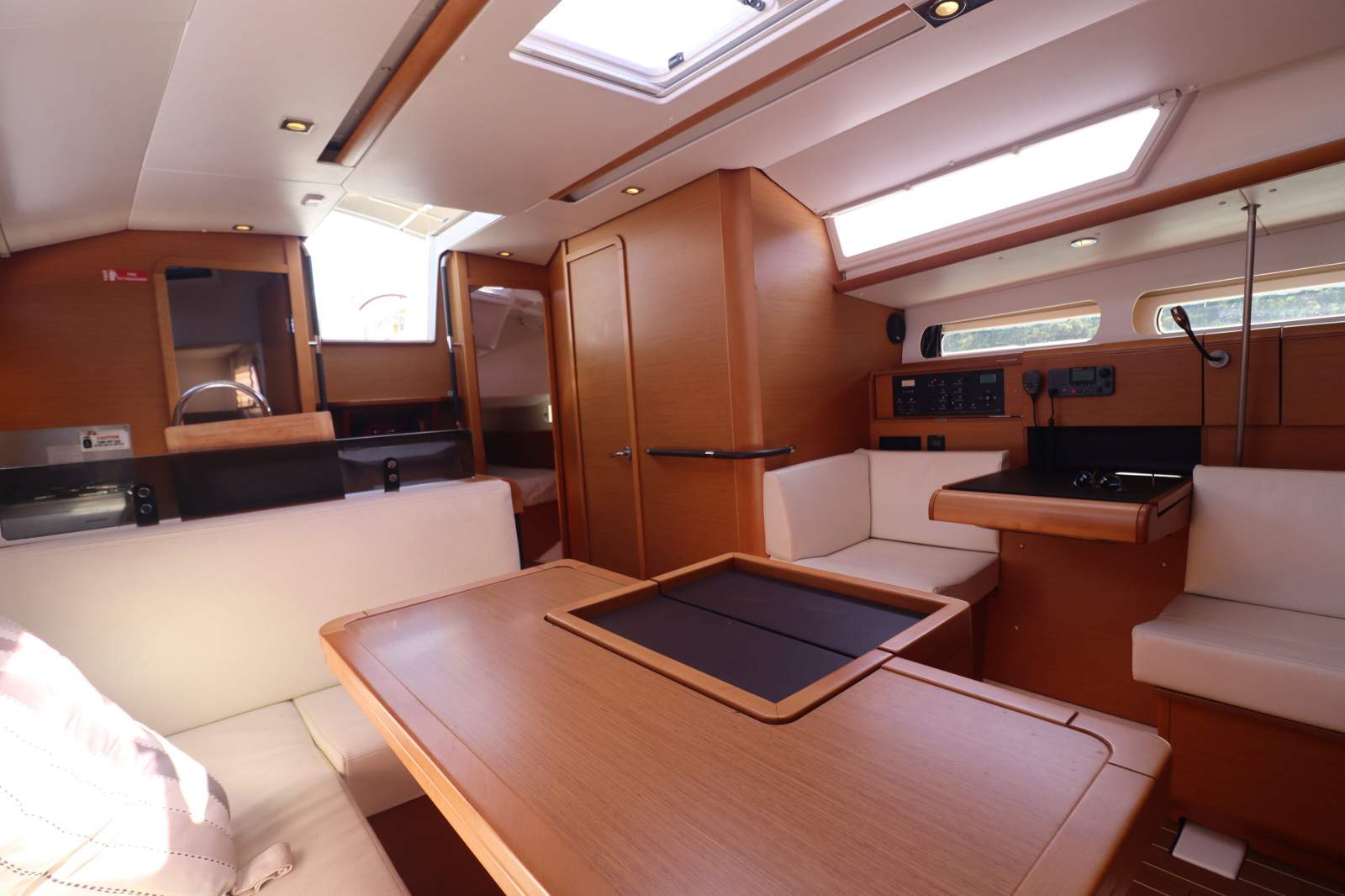 Used Jeanneau Sun Odyssey 409 for Sale | Yachts For Sale | Yachthub
