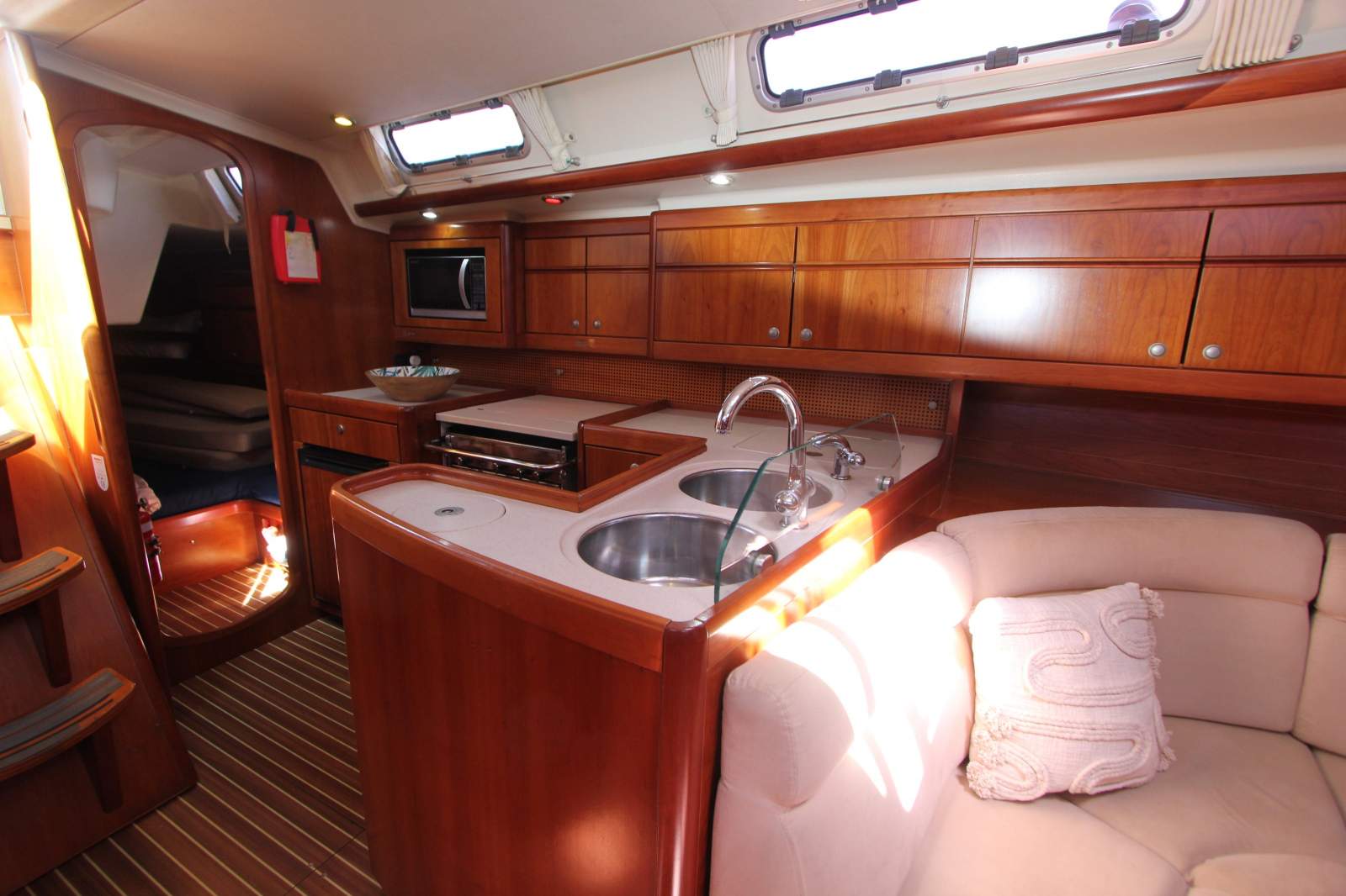 Used Dehler 47 Elegant - Strong And Proven World Cruiser for Sale ...