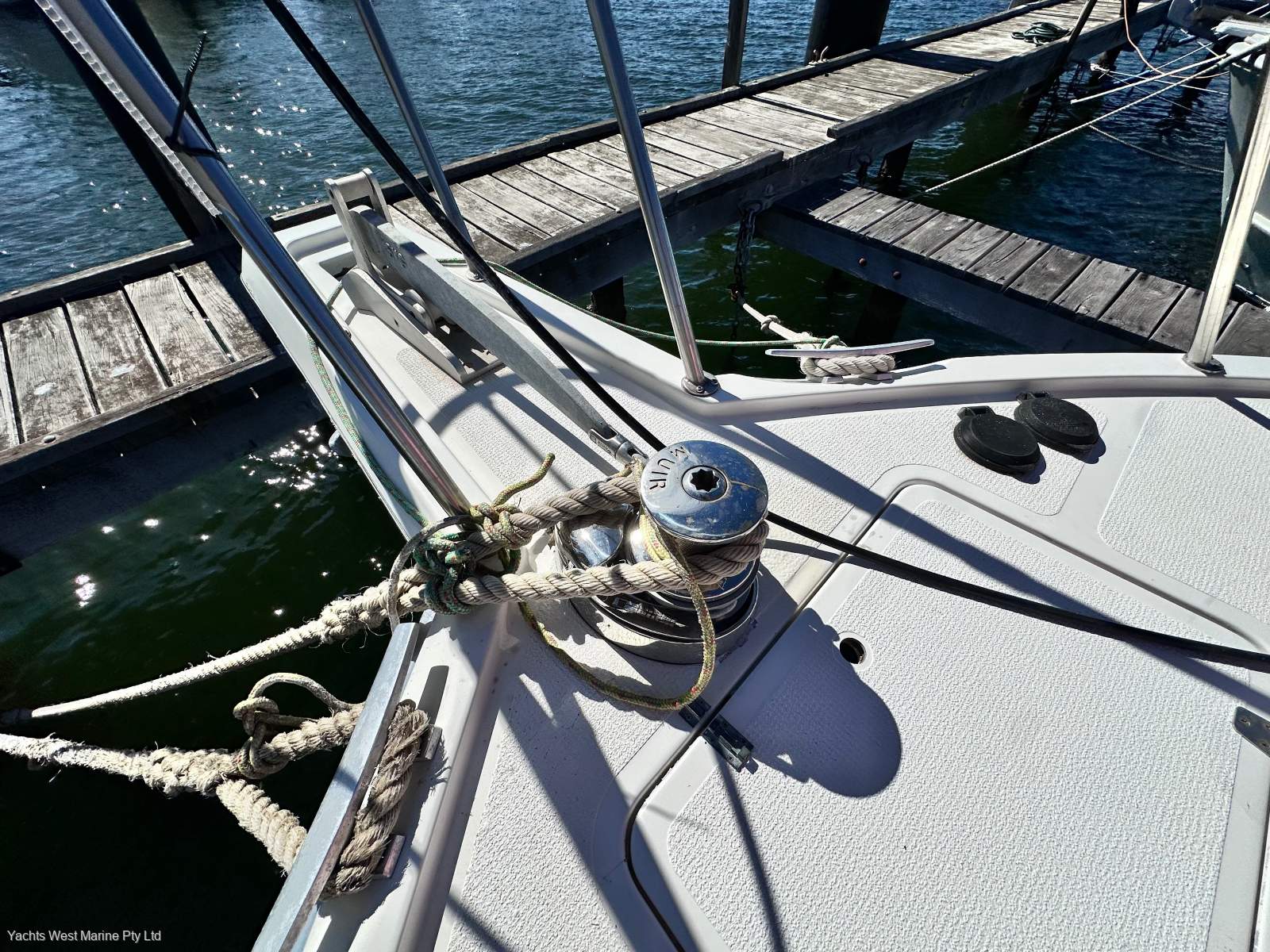 Used Mariner 3400 Flybridge ( 2 X Shaft Drive, Dual Helms & Genset ...