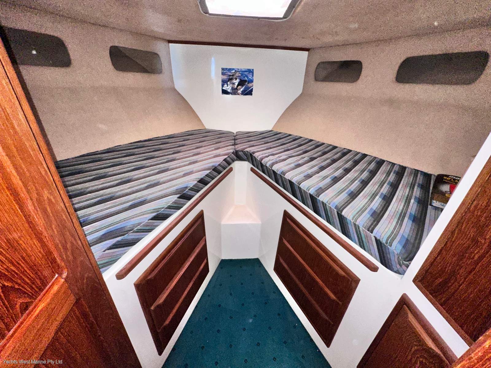 Used Mariner 3400 Flybridge ( 2 X Shaft Drive, Dual Helms & Genset ...