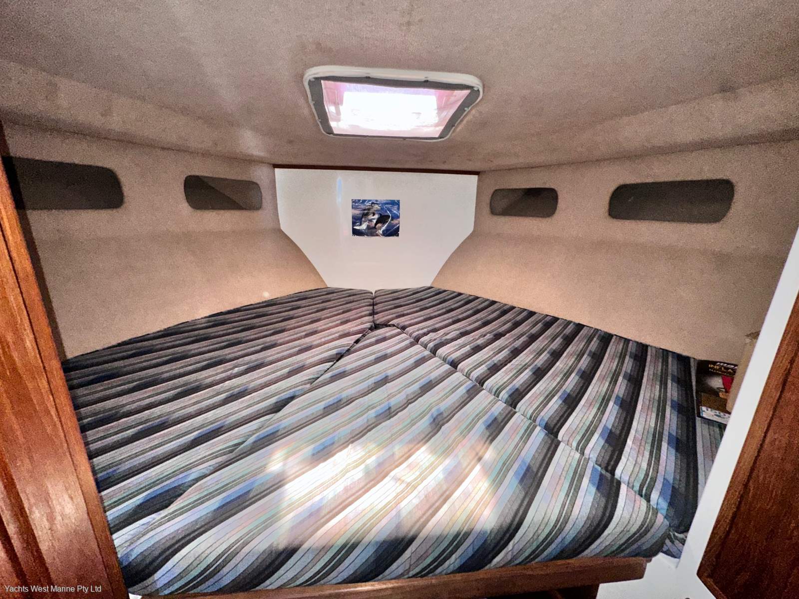 Used Mariner 3400 Flybridge ( 2 X Shaft Drive, Dual Helms & Genset ...