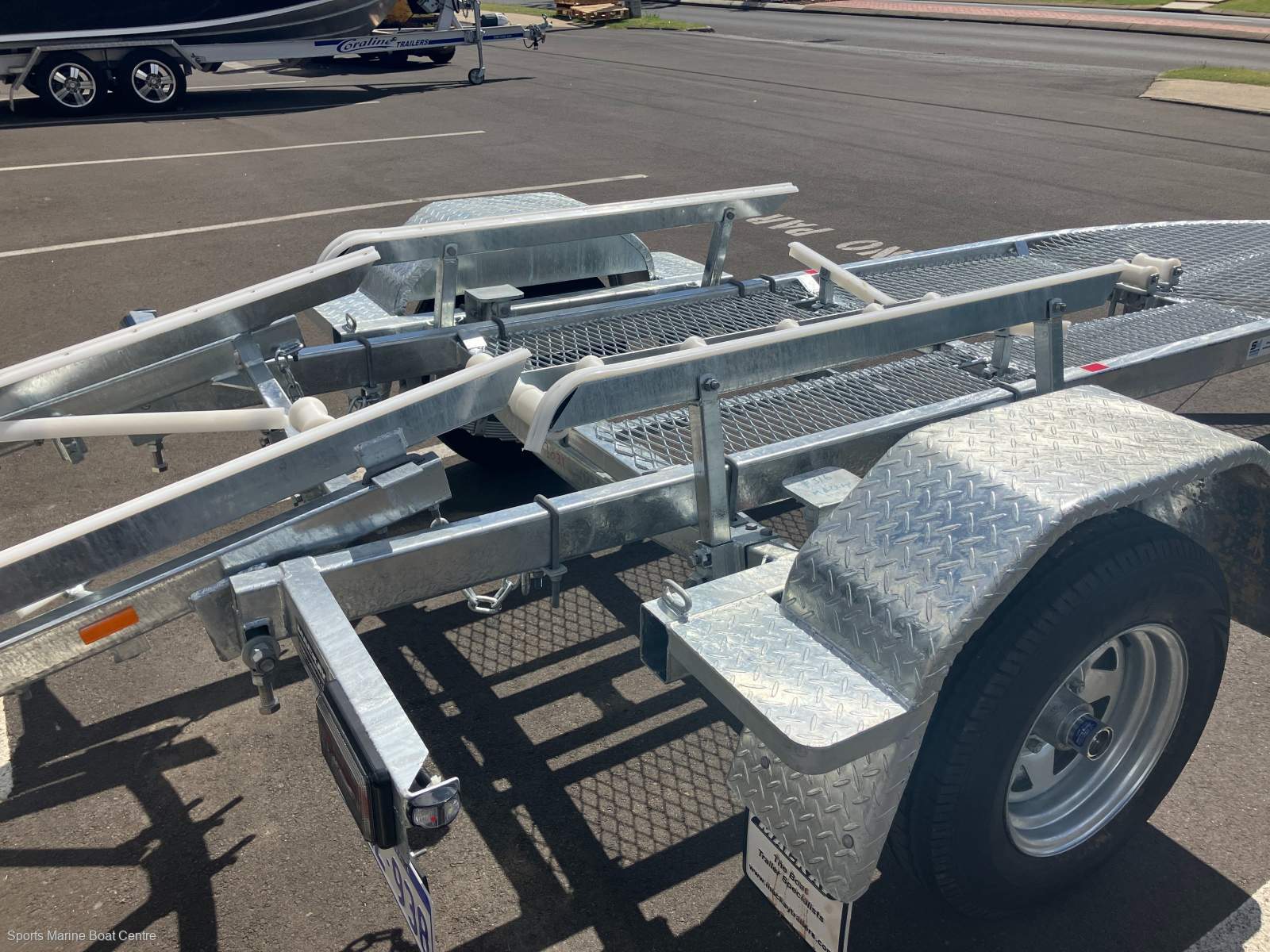 New MACKAY KRX4750 - 15-M OFF-ROAD TRAILER - Sportsmarine Boat Centre ...