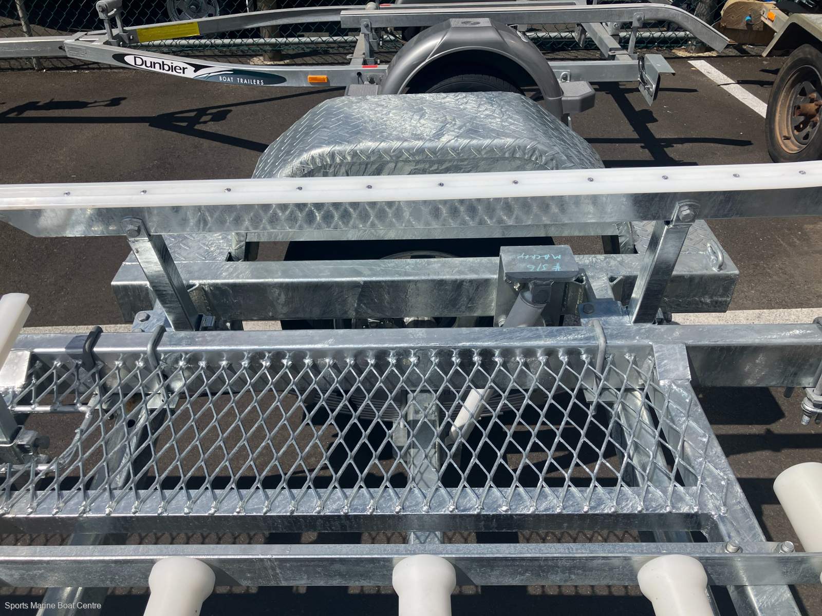 New MACKAY KRX4750 - 15-M OFF-ROAD TRAILER - Sportsmarine Boat Centre ...