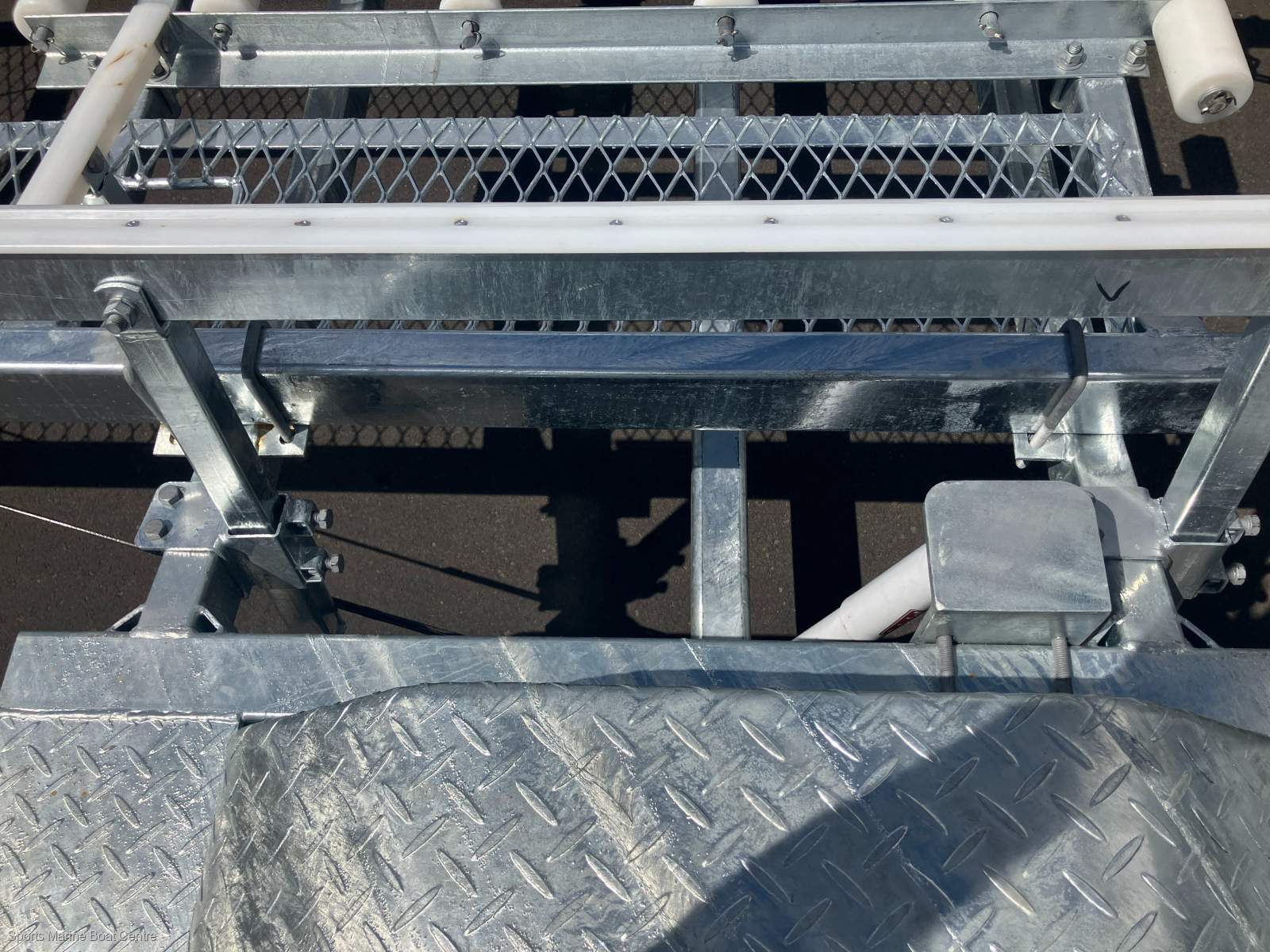 New MACKAY KRX4750 - 15-M OFF-ROAD TRAILER - Sportsmarine Boat Centre ...